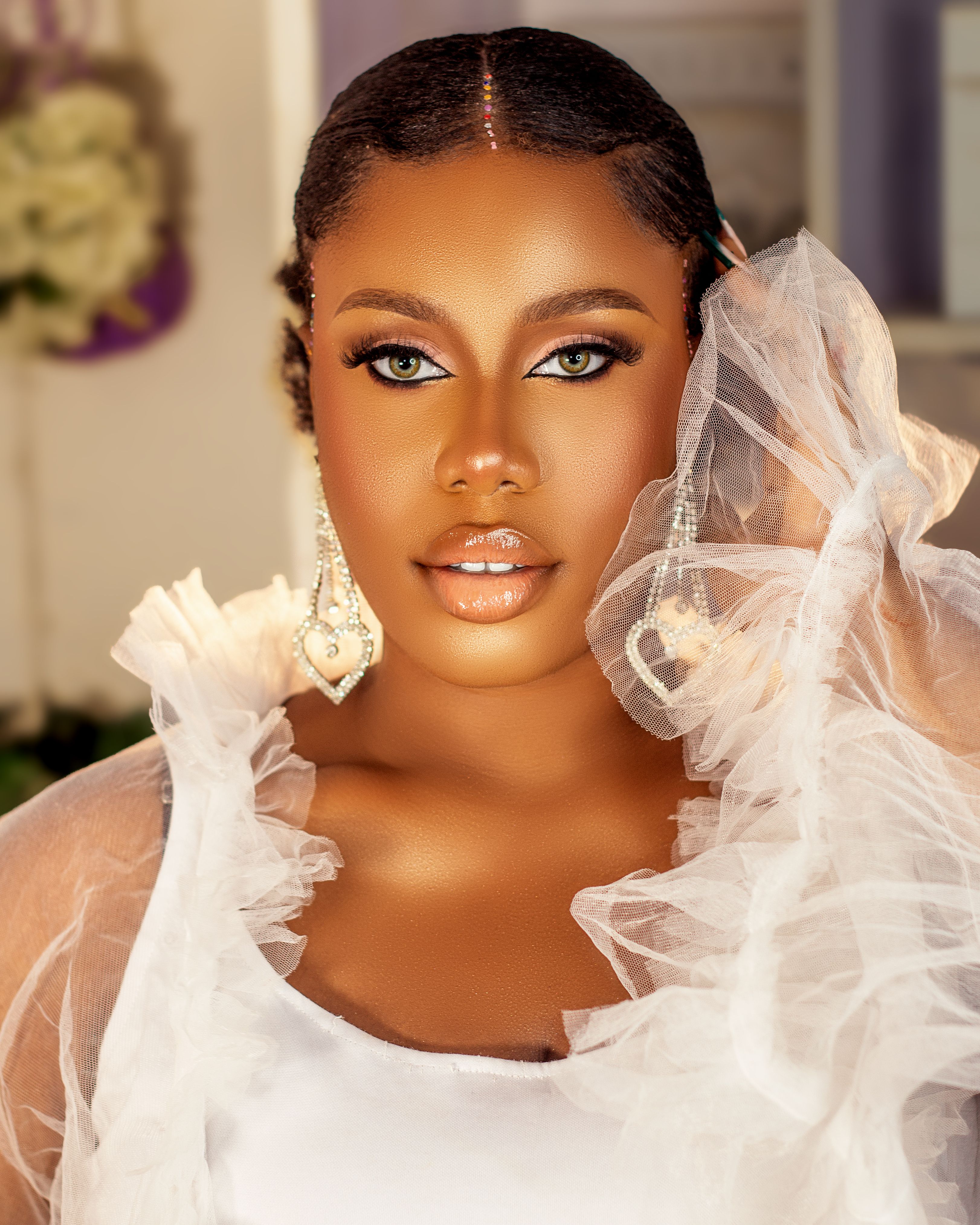 Elegant Portrait of a Woman in Bridal Attire · Free Stock Photo