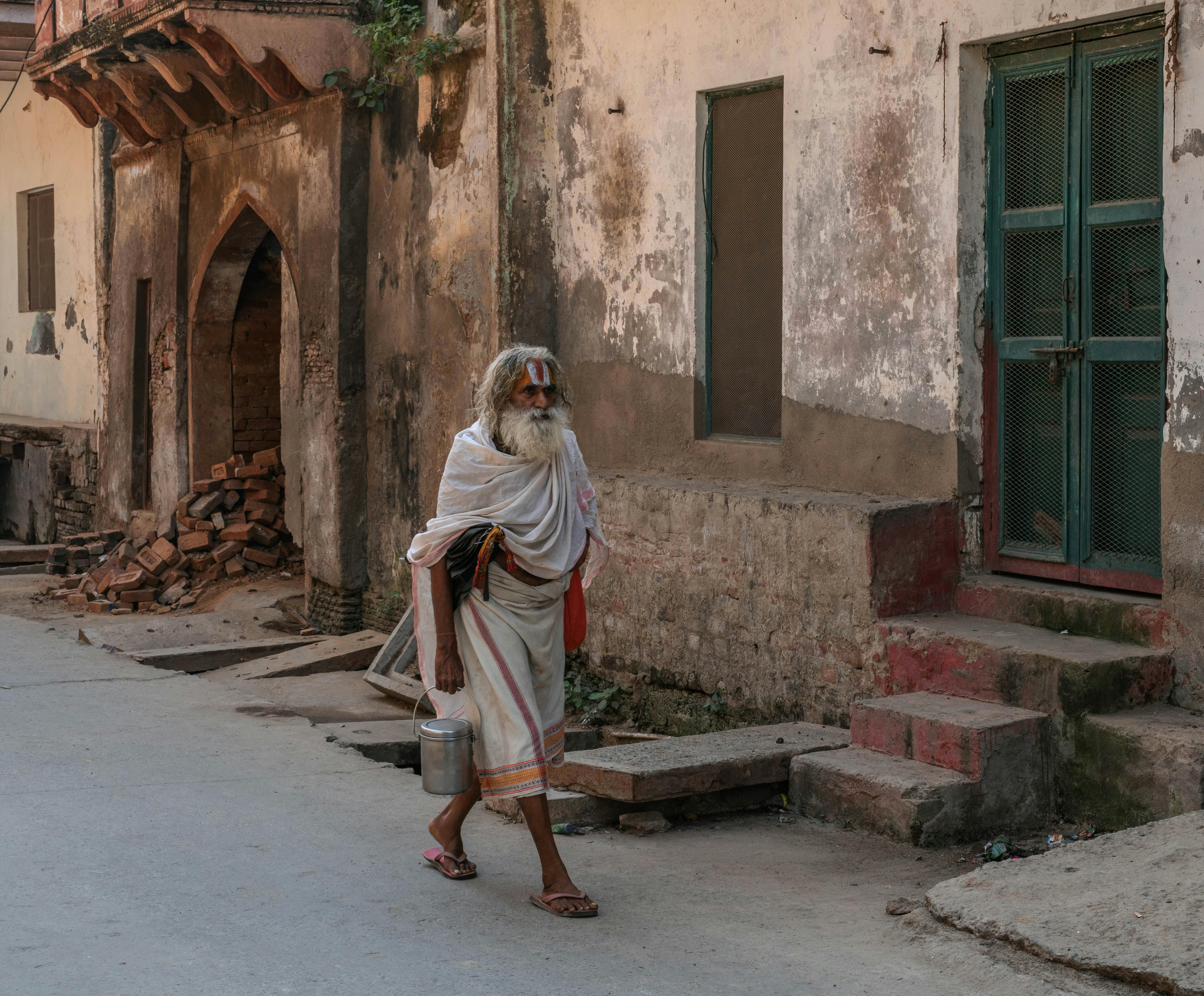 Sari Pic Photos, Download The BEST Free Sari Pic Stock Photos & HD Images