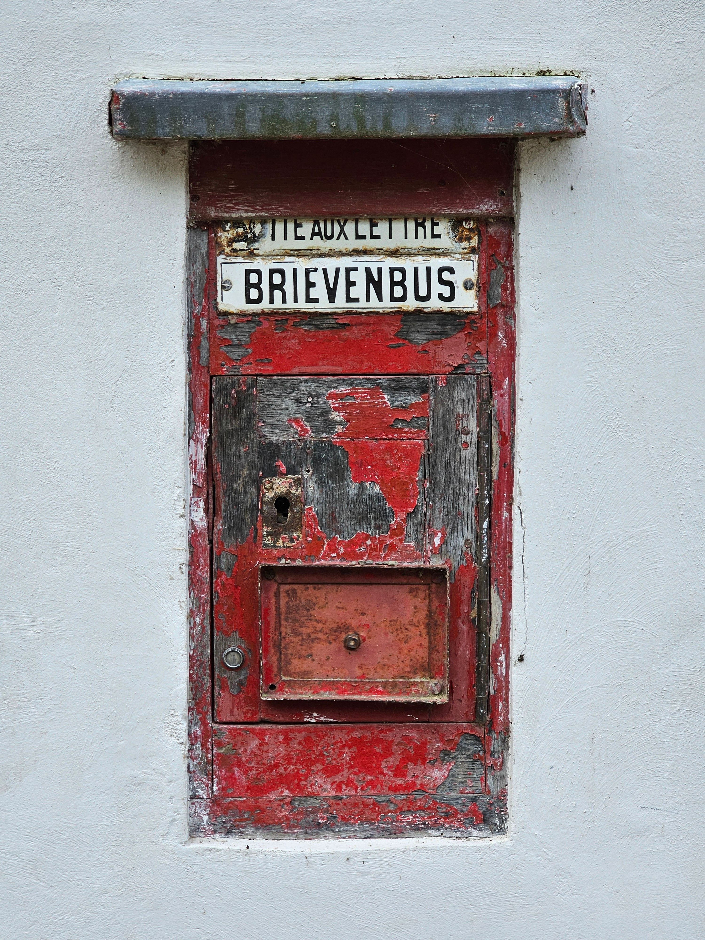 Shallow Focus Photography of Mailbox · Free Stock Photo