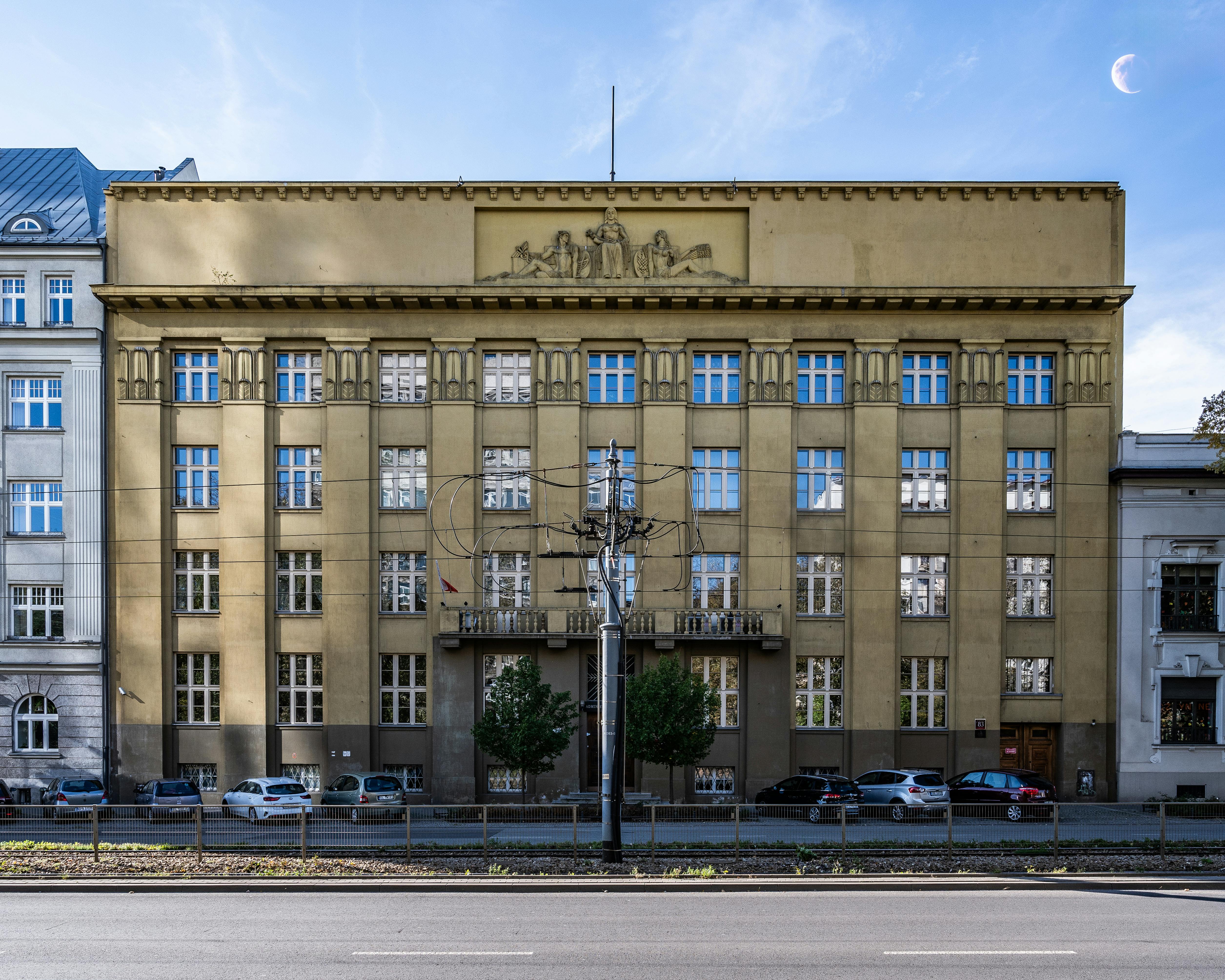 Timeless Facade Photos, Download The BEST Free Timeless Facade Stock ...