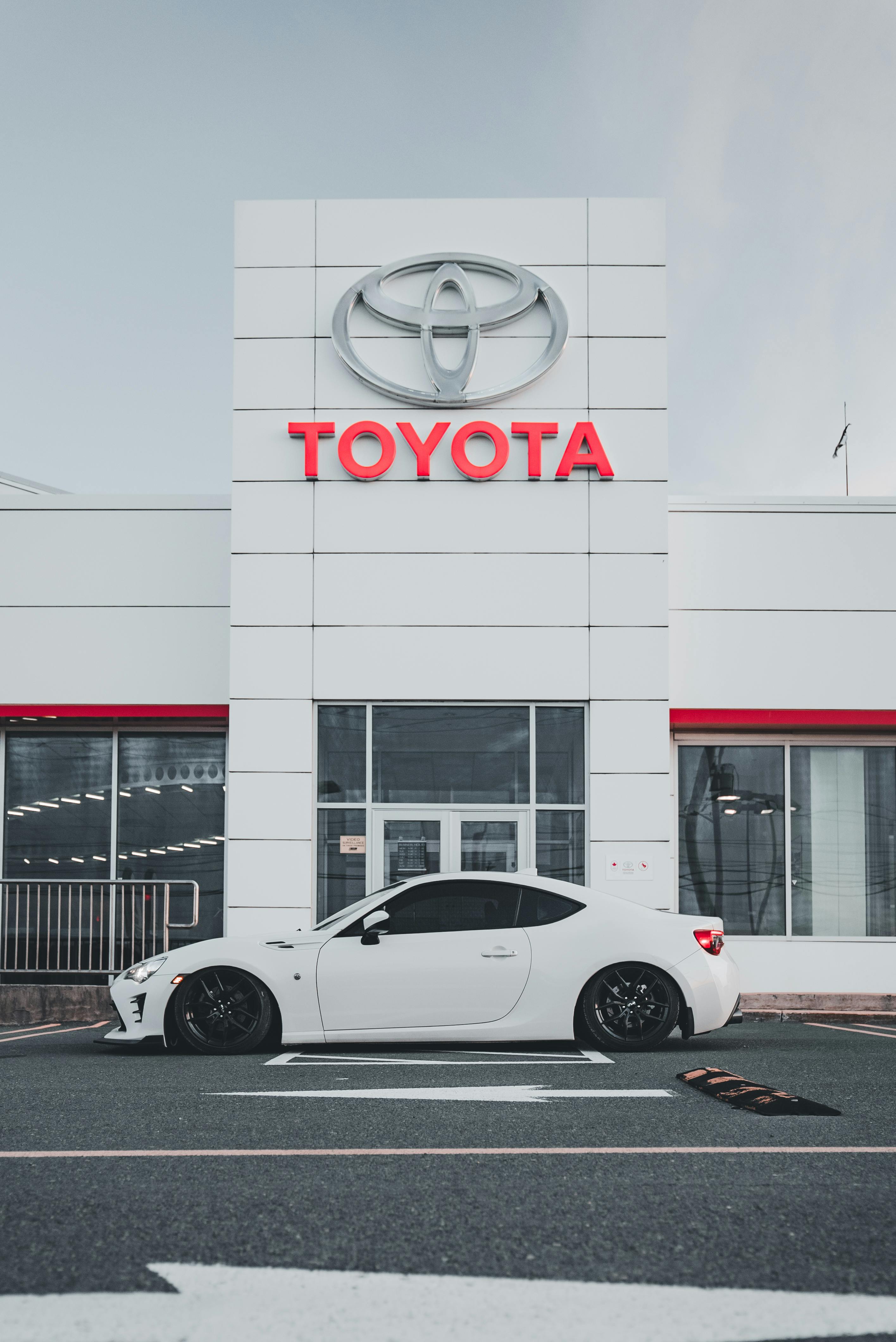 Toyota Building Photos, Download The BEST Free Toyota Building Stock ...