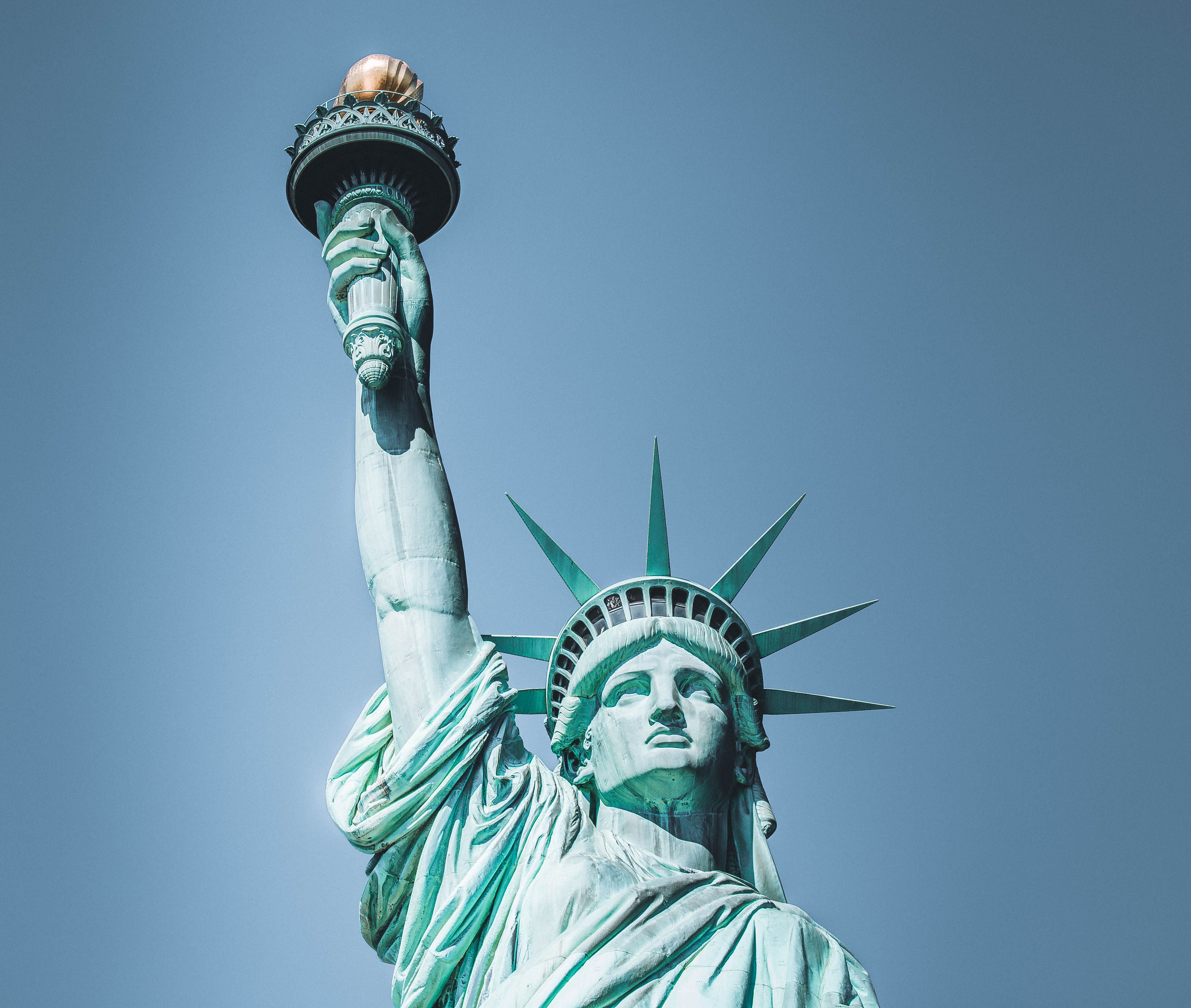 Majestuosa Vista De La Estatua De La Libertad · Foto de stock gratuita