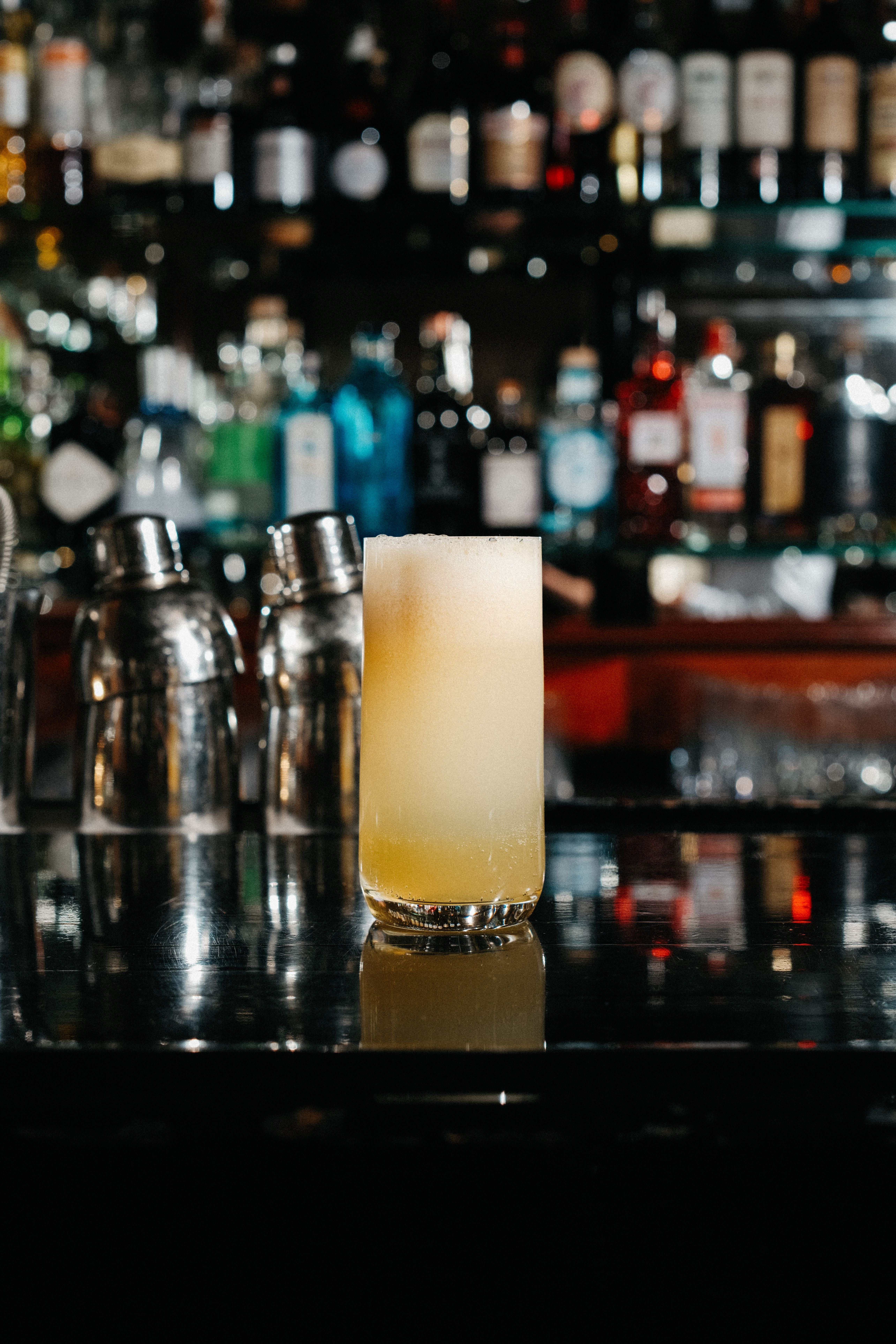 Refreshing Chilled Cocktail on Elegant Bar · Free Stock Photo