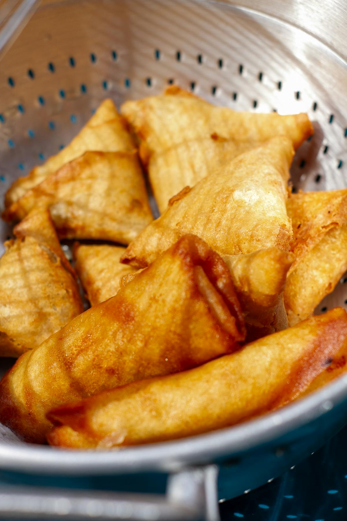 Samosa Photos, Download The BEST Free Samosa Stock Photos & HD Images