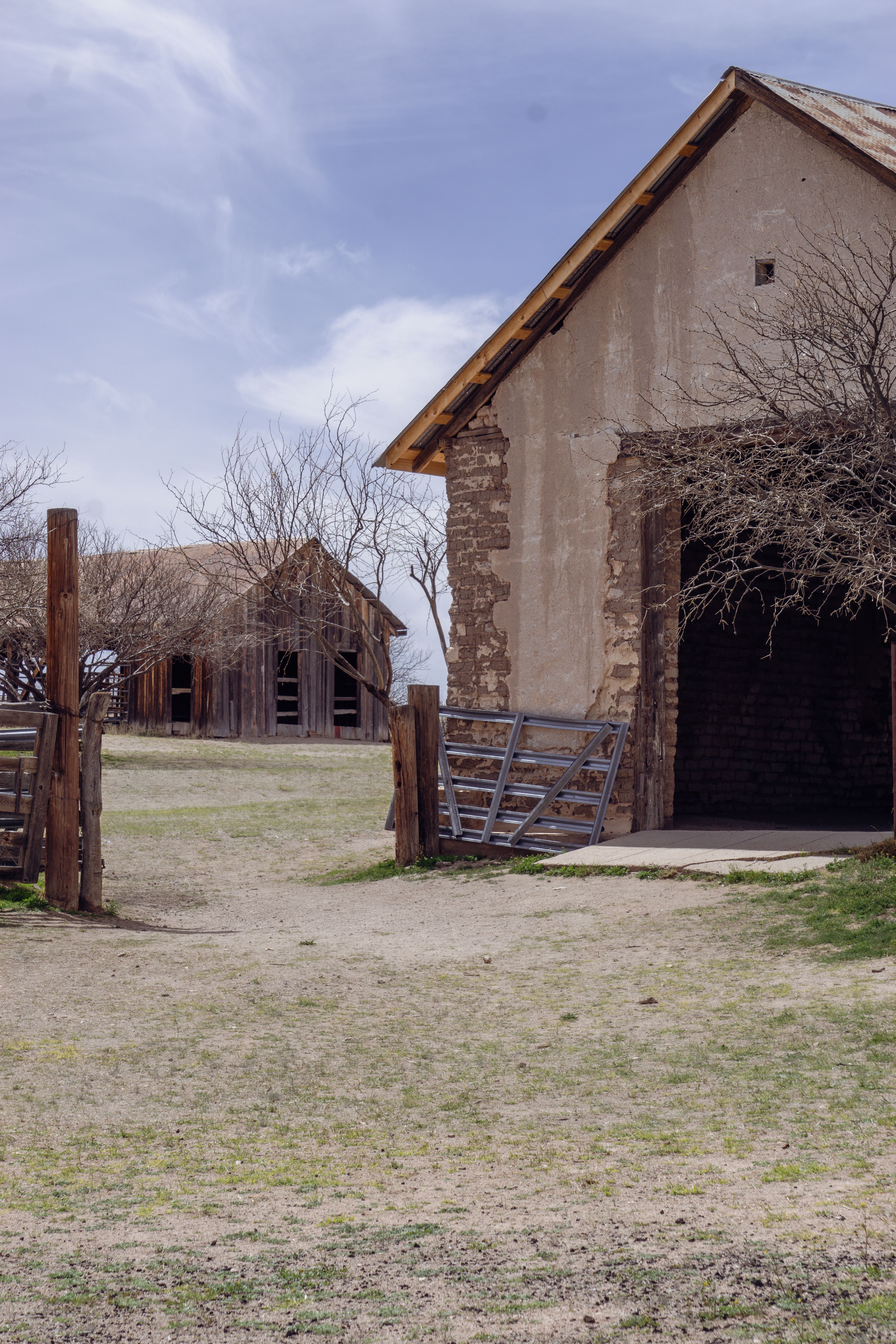 Historic Cattle Ranch in Arizona Desert · Free Stock Photo
