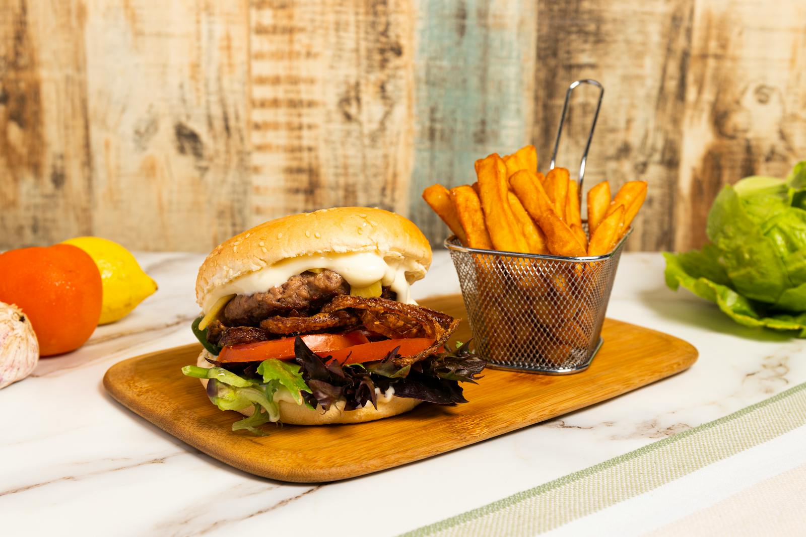 Burger And Fries Product Photo Photos, Download The BEST Free Burger ...