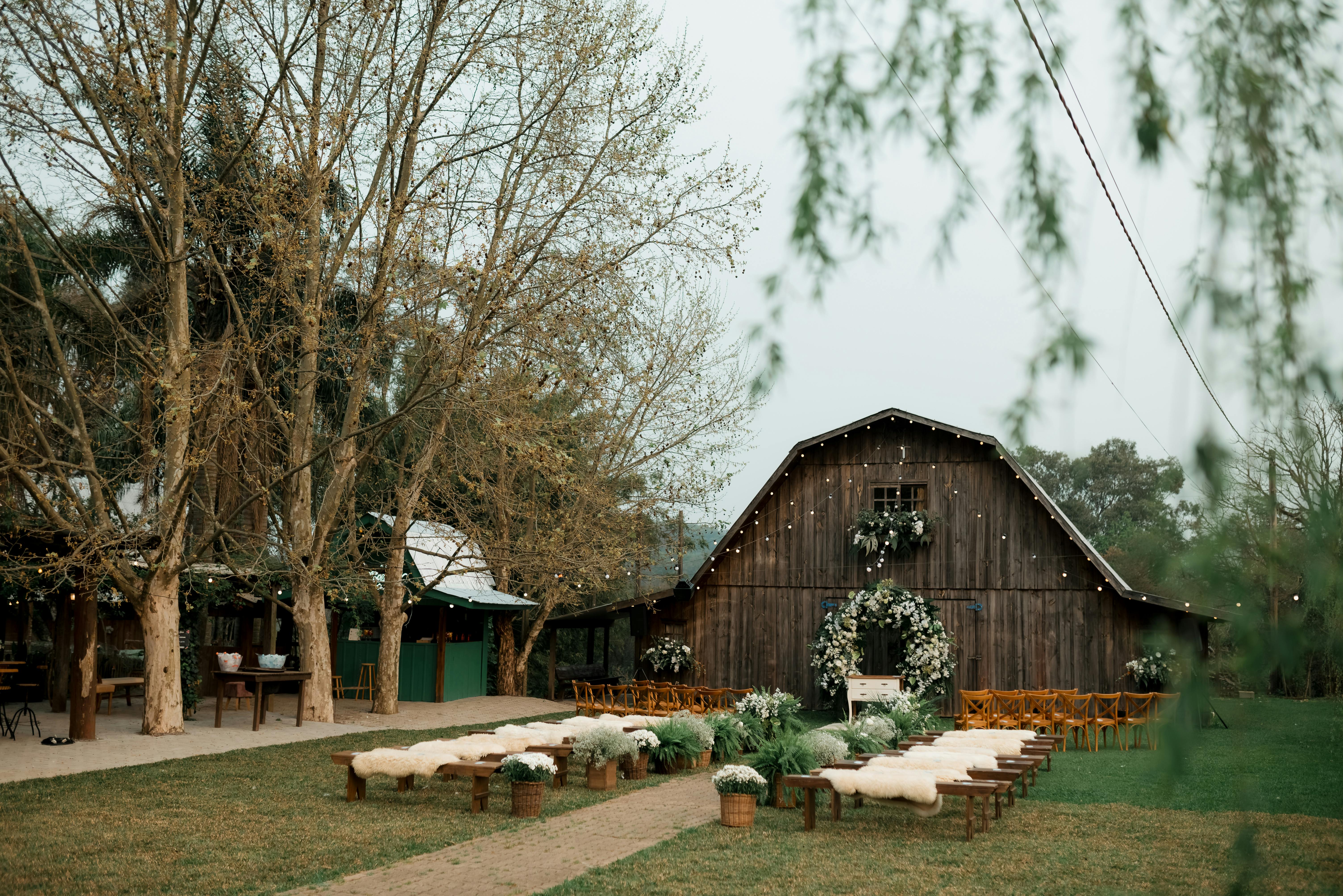 Beautiful Rustic Barn Wedding Venue with Decor · Free Stock Photo