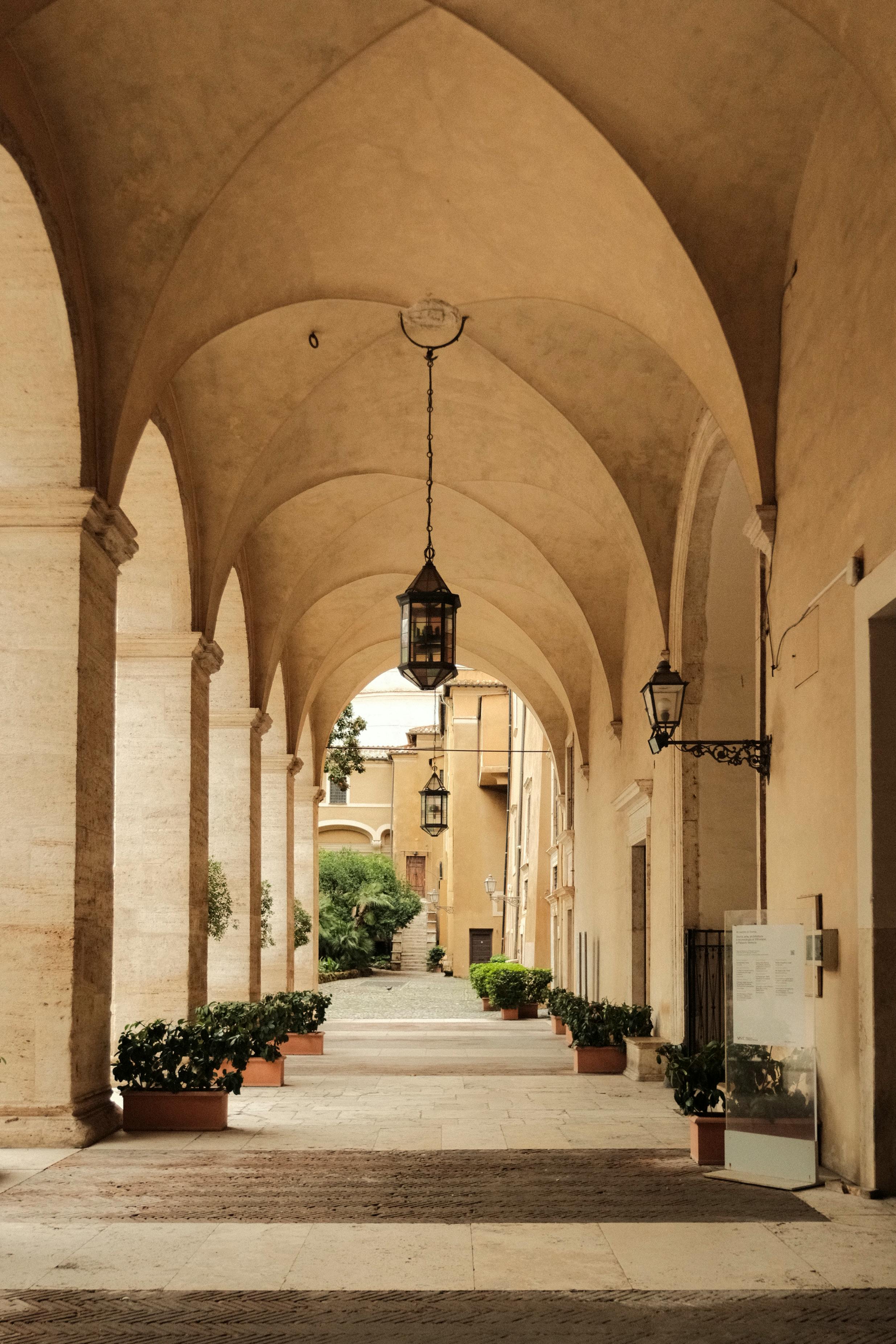 Elegant Stone Archway in Historic European Building · Free Stock Photo