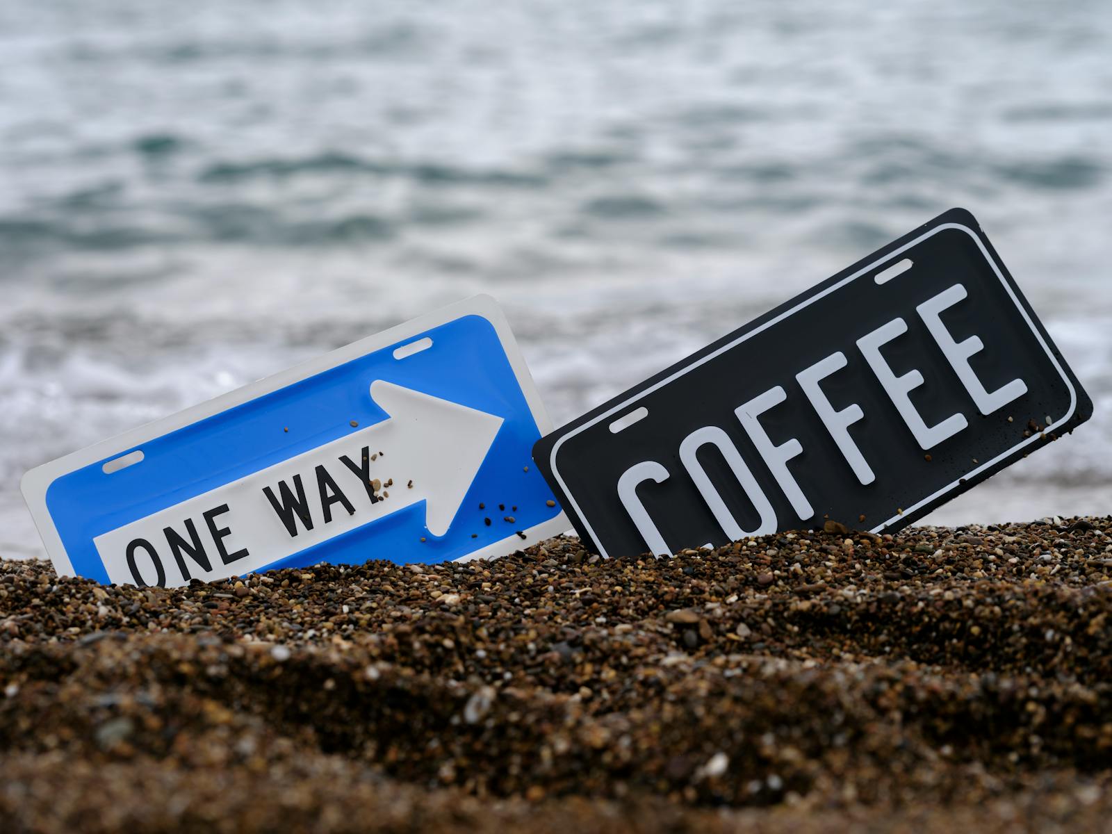 Free One Way Arrow Sign Photos, Download The BEST Free Free One Way ...