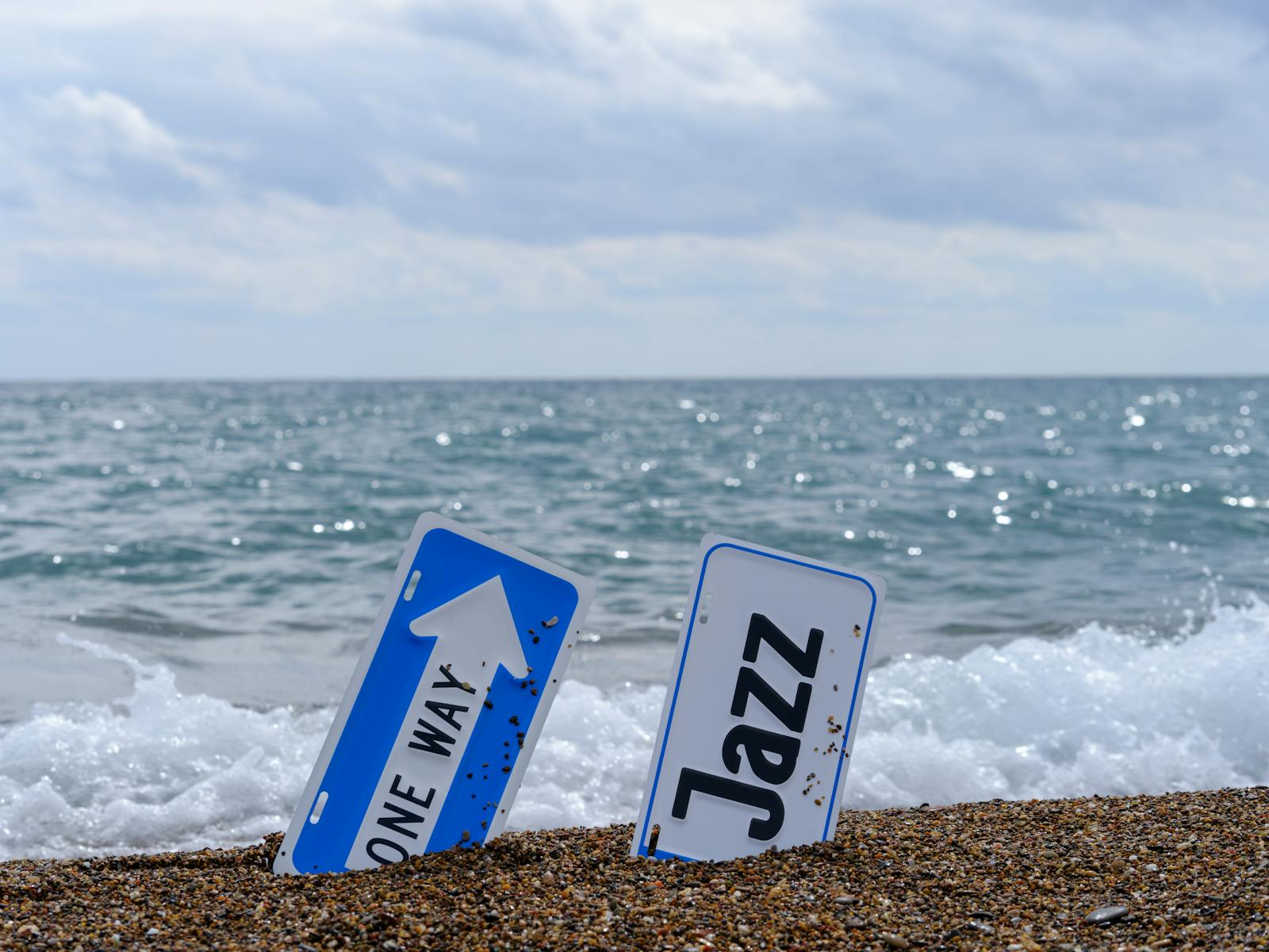 That Way , This Way Sign Board Photos, Download The BEST Free That Way ...