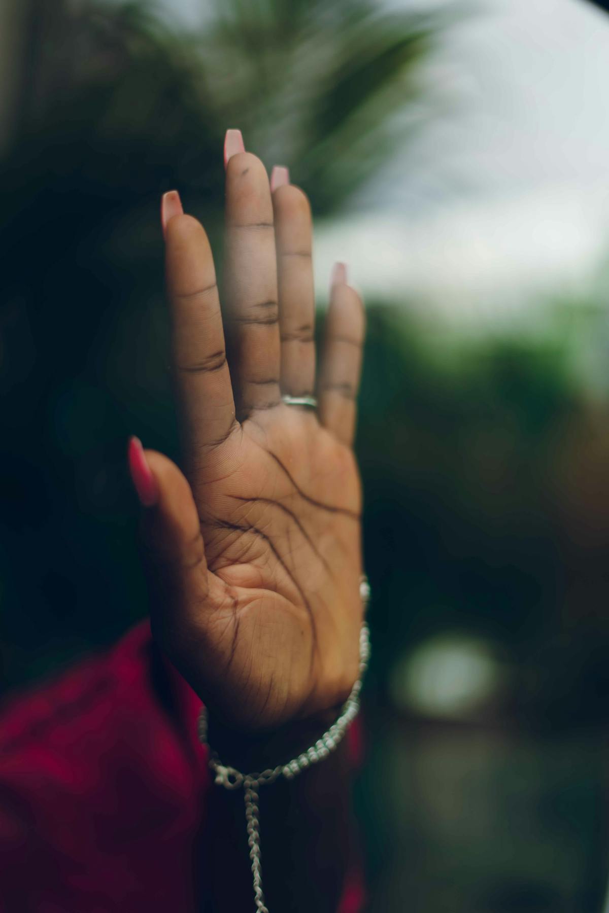 Grabing Hand Photos, Download The BEST Free Grabing Hand Stock Photos ...