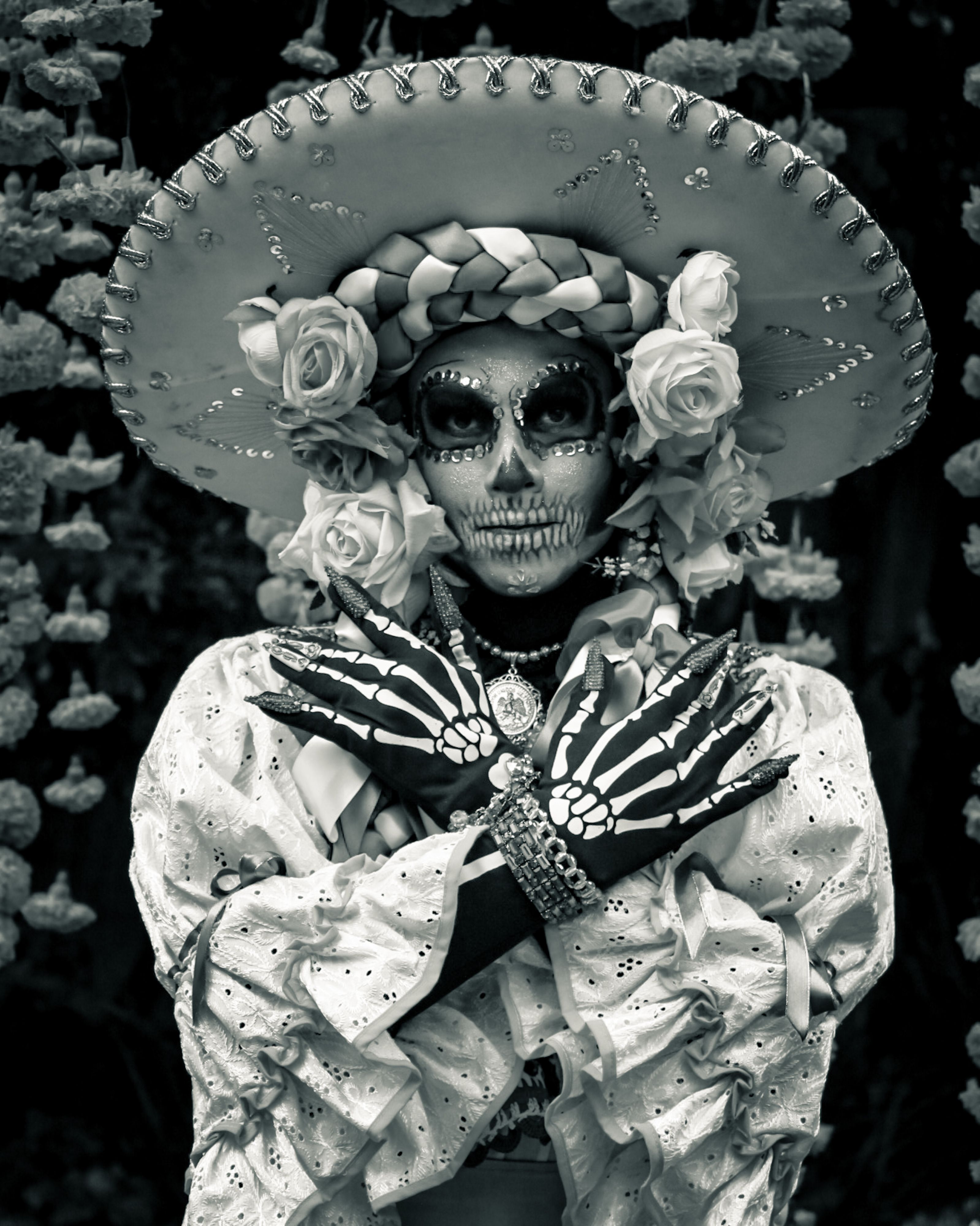 Black and White Dia de los Muertos Costume Portrait · Free Stock Photo