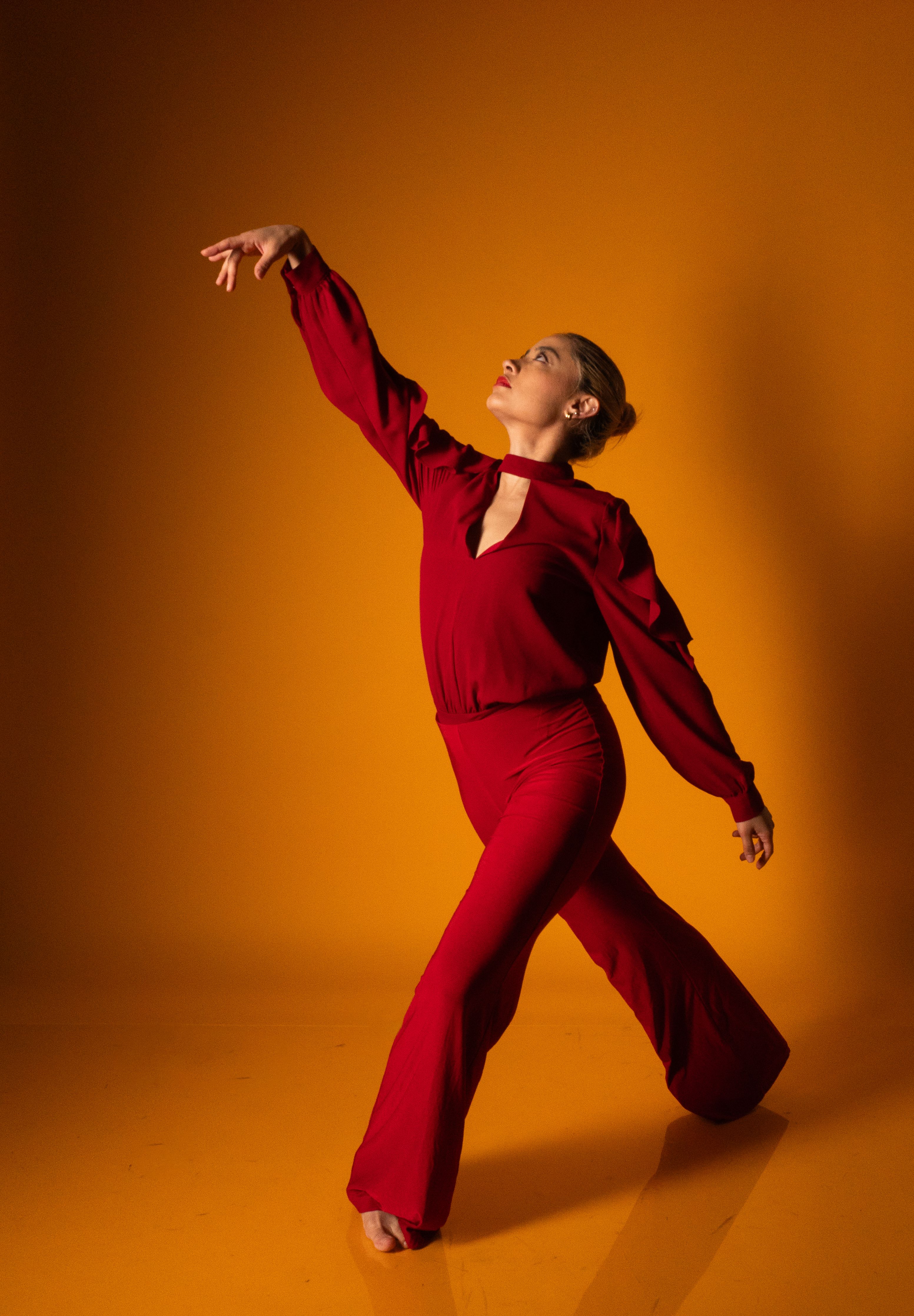 Elegant Contemporary Dancer in Red Outfit · Free Stock Photo