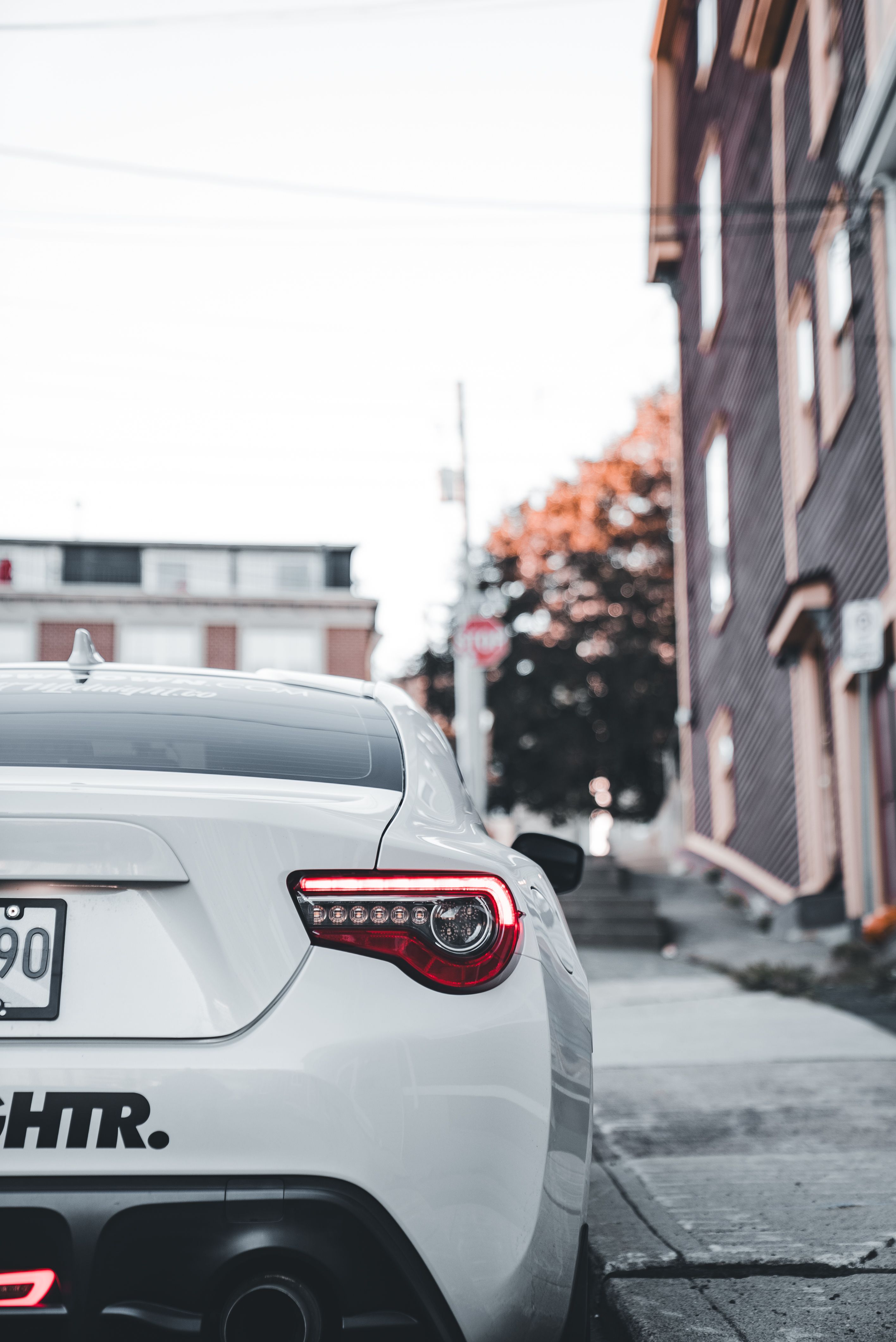 Back Of Car Photos, Download The BEST Free Back Of Car Stock Photos ...