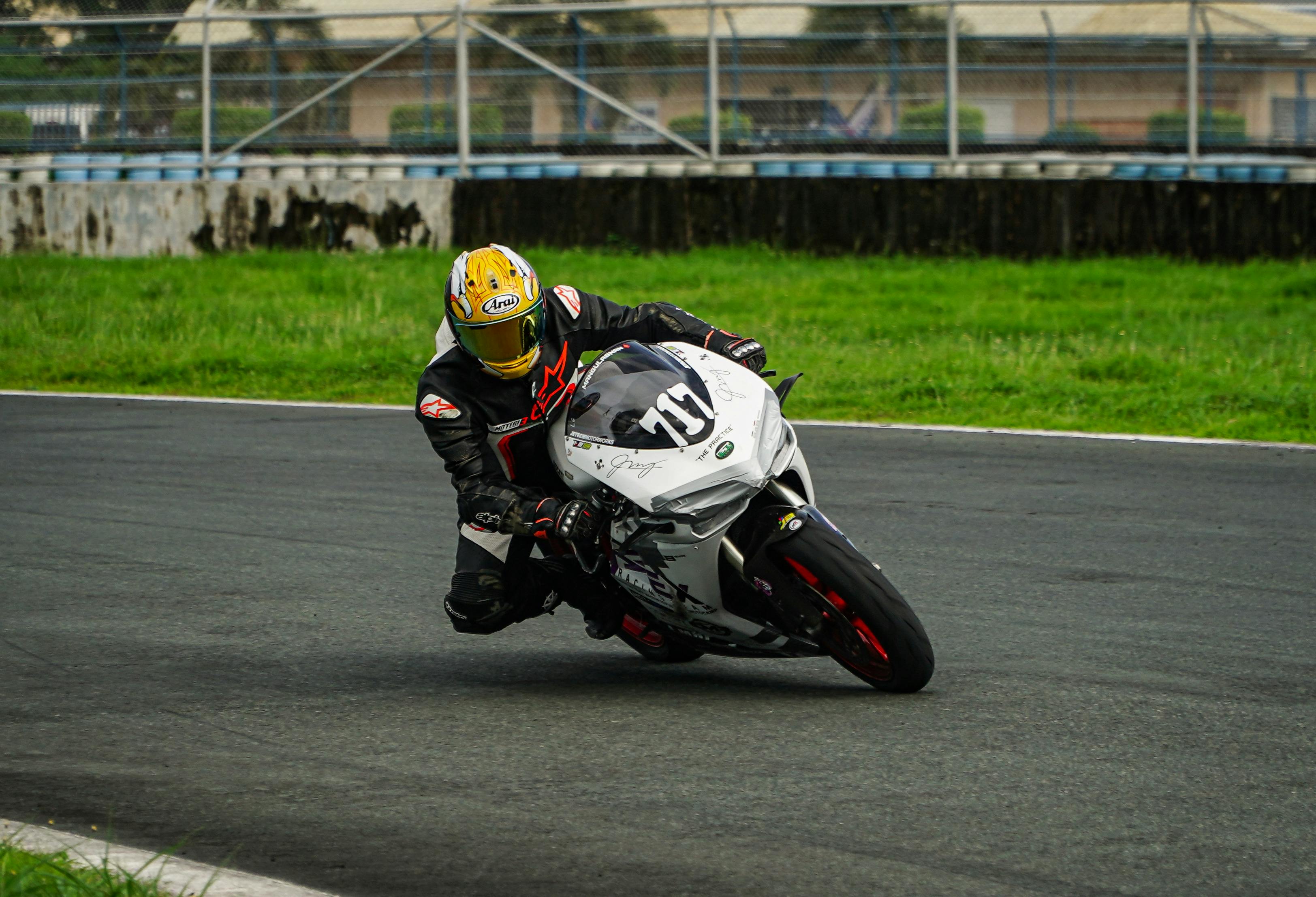Motorbike Racing Action in Mabalacat, Philippines · Free Stock Photo