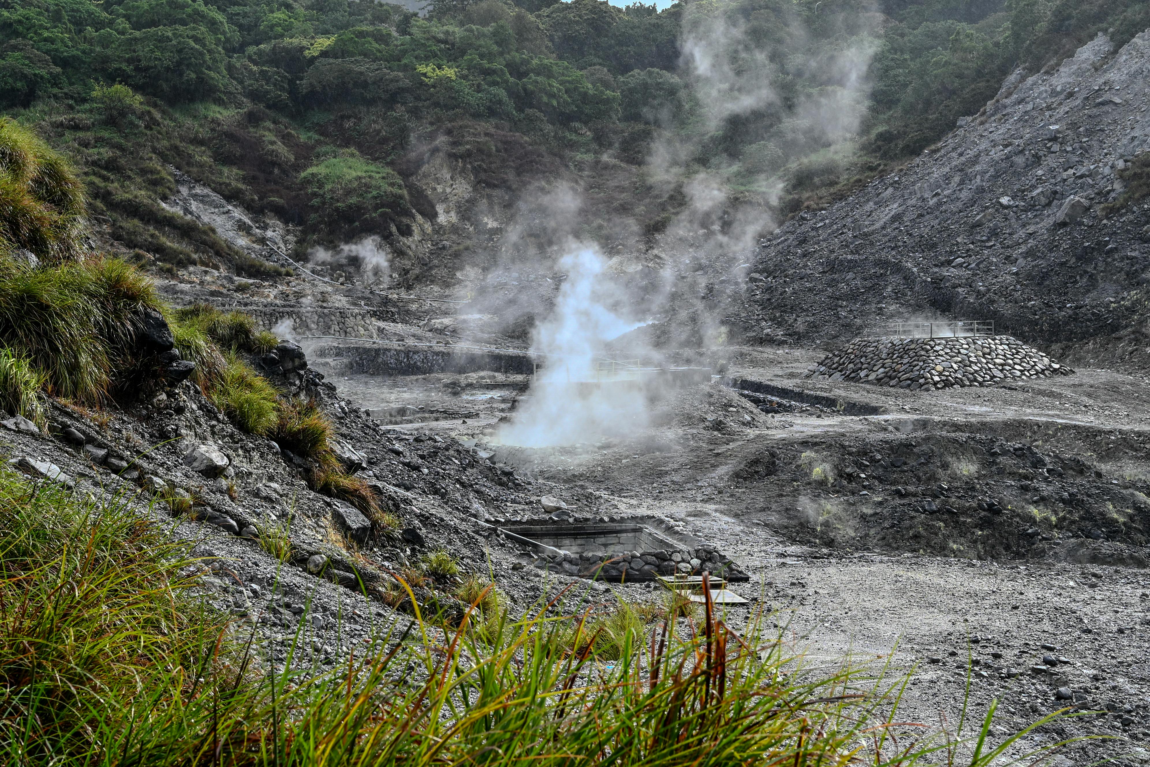 Steaming Hot Spring Landscape in Taiwan · Free Stock Photo