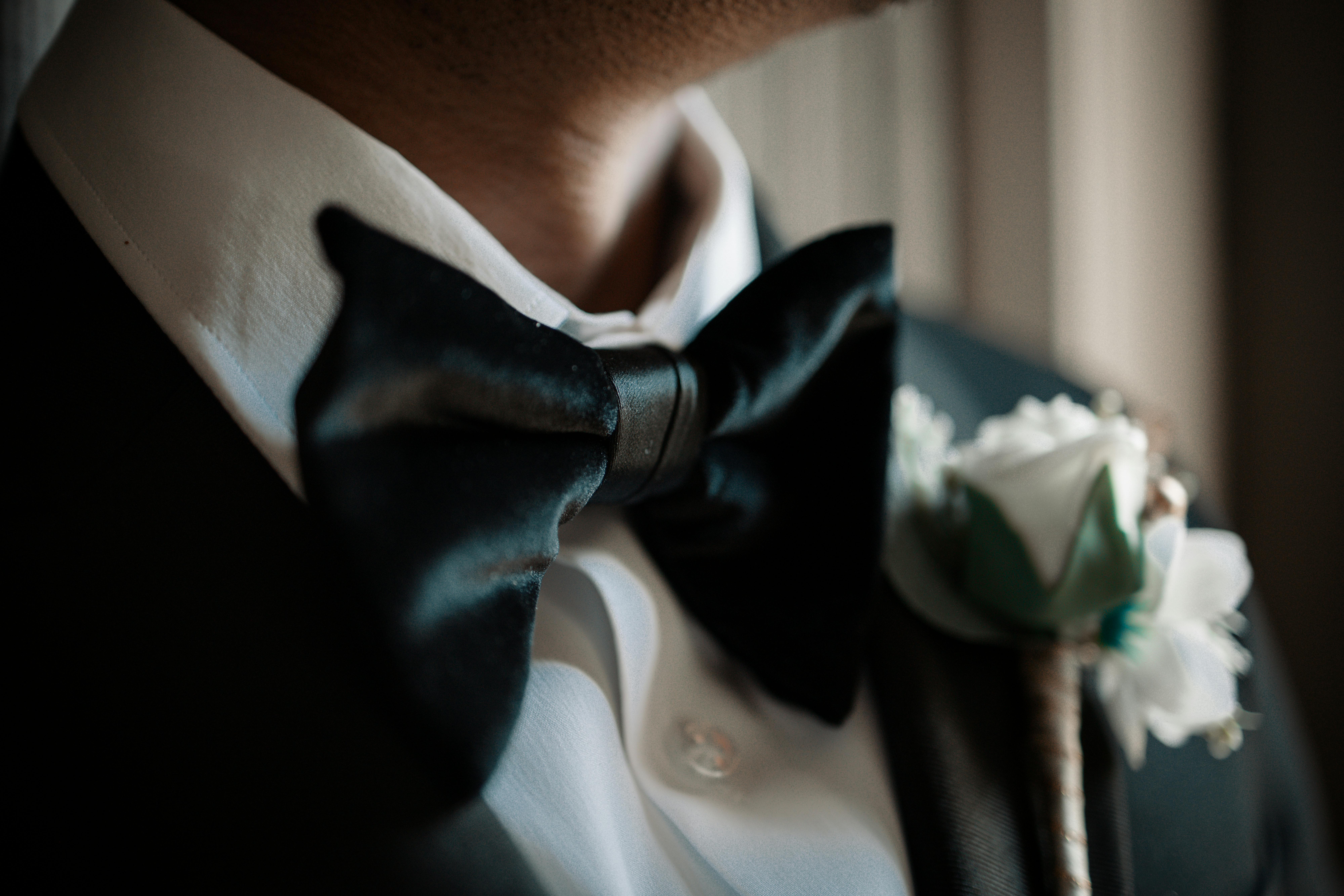 Black And White Button Up Shirt Photos, Download The BEST Free Black ...