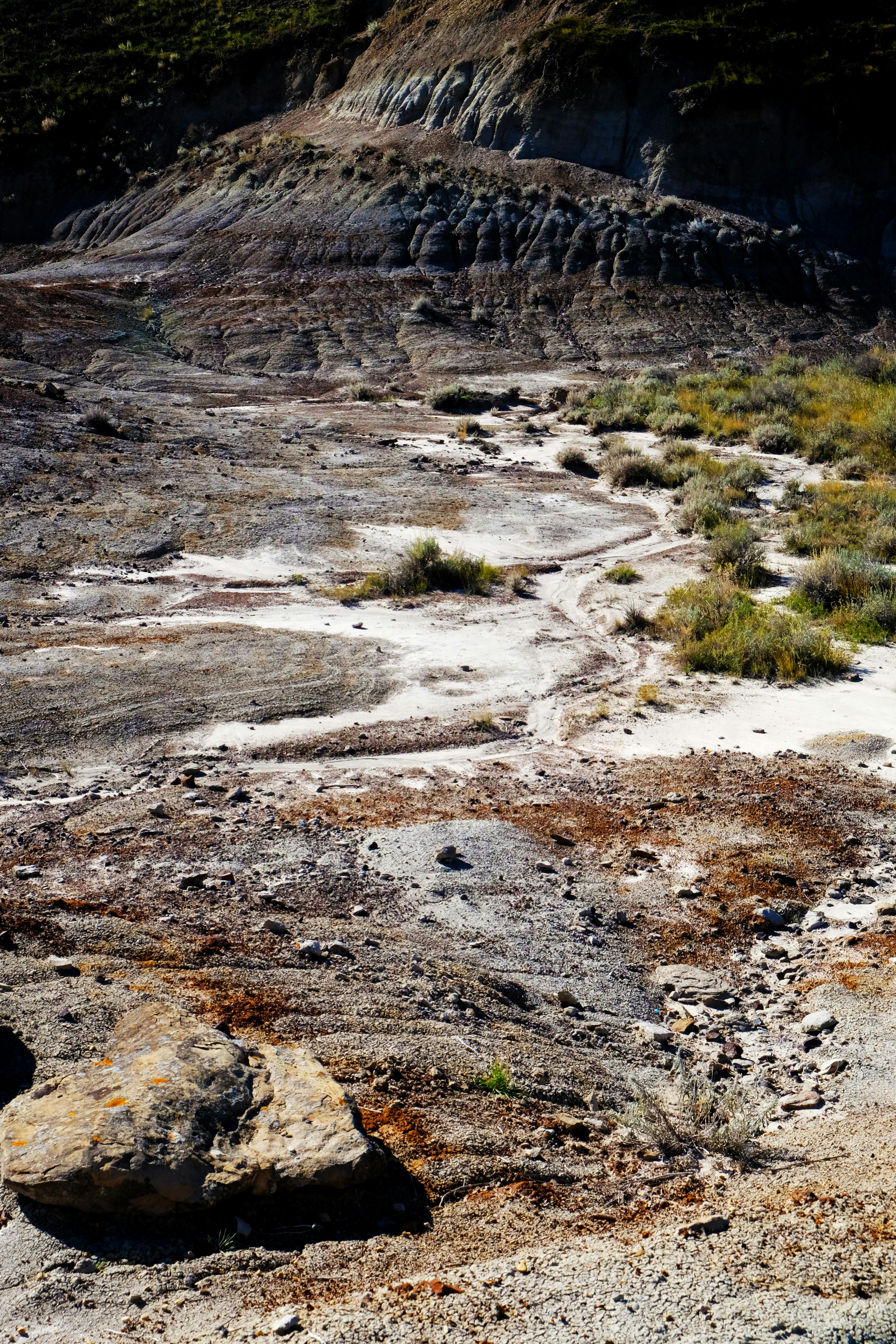 Dramatic Badlands Landscape in Drumheller · Free Stock Photo