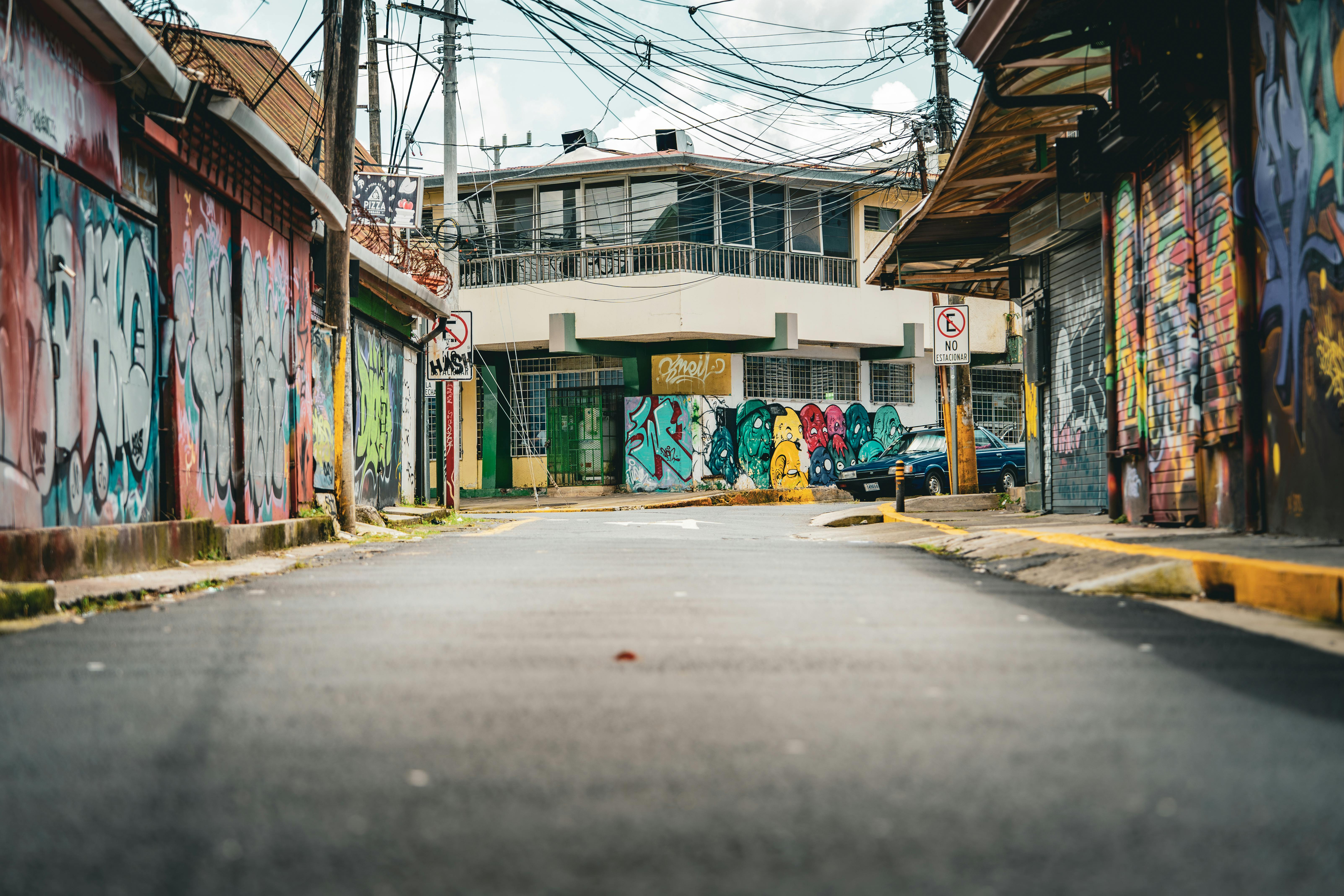 Colorful Urban Street in San José, Costa Rica · Free Stock Photo