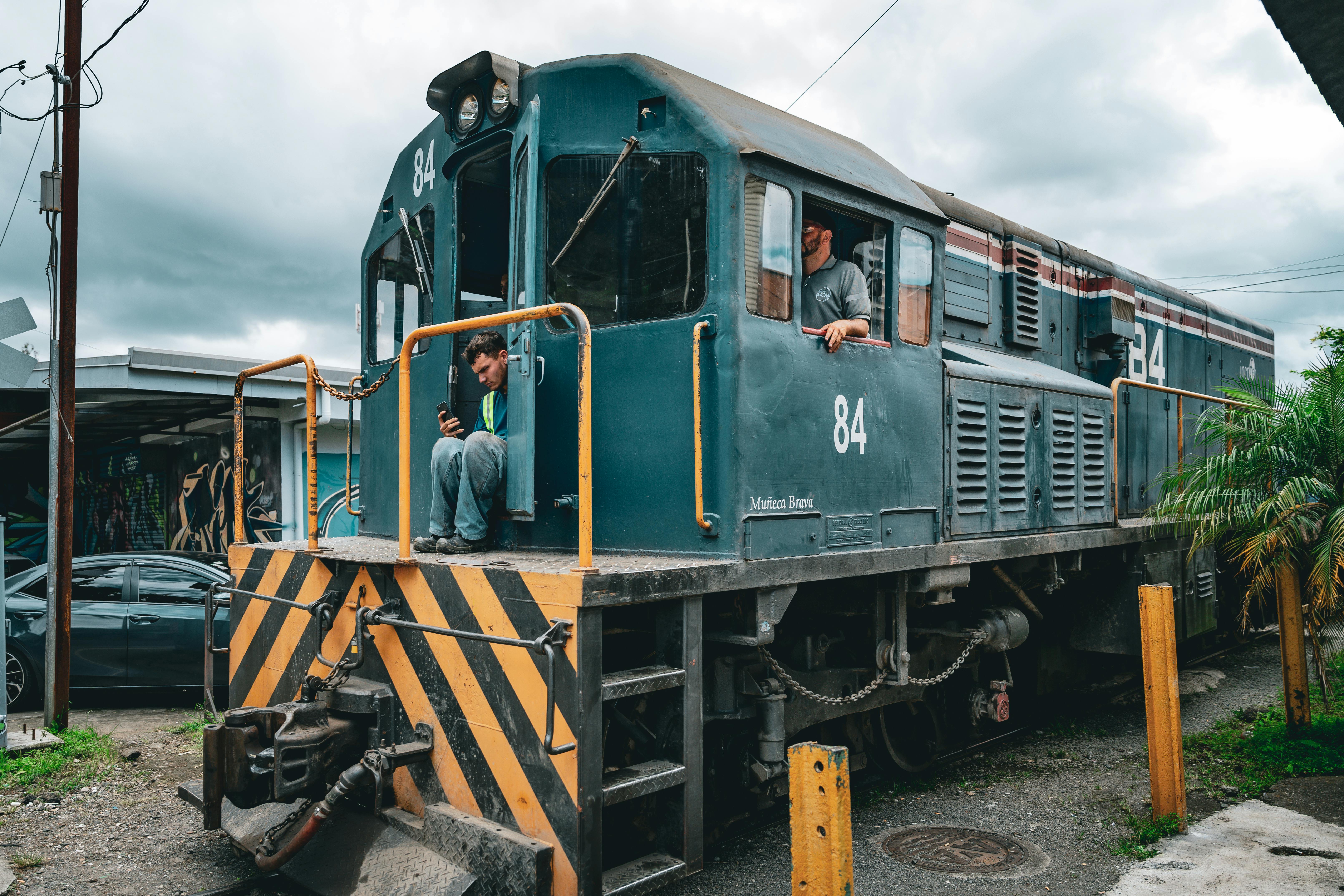 Staffe Photos, Download The BEST Free Staffe Stock Photos & HD Images