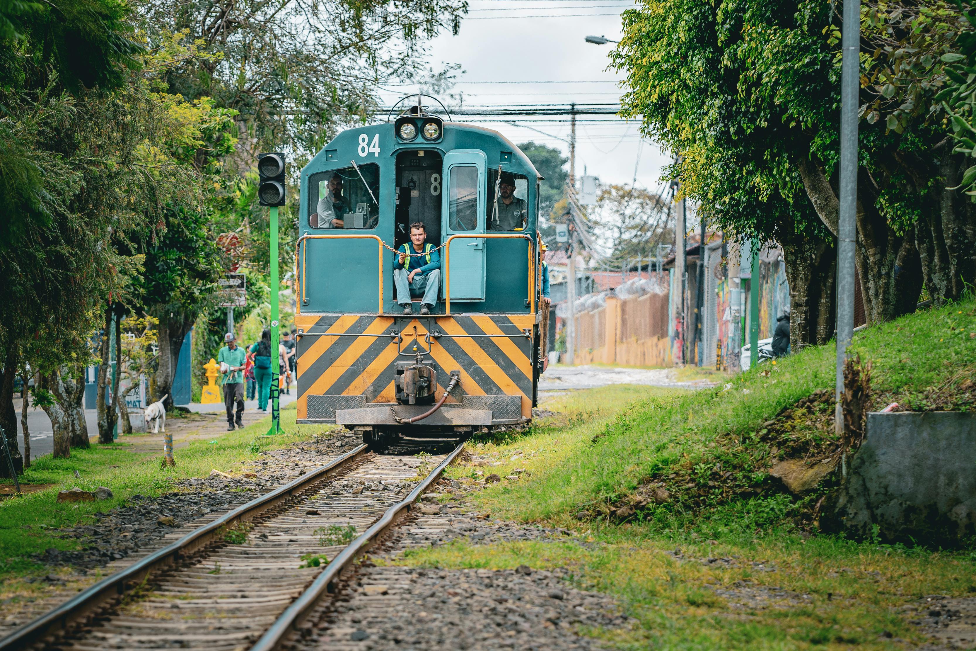 Train on Tracks in San José, Costa Rica · Free Stock Photo