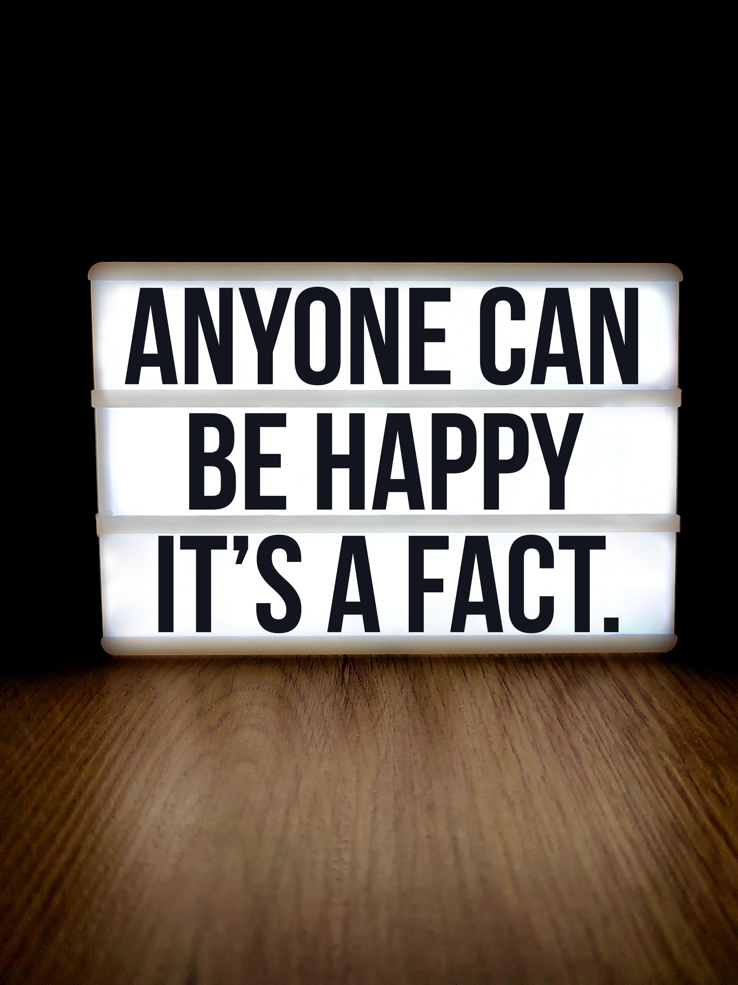 Inspirational Light Box with Positive Quote · Free Stock Photo