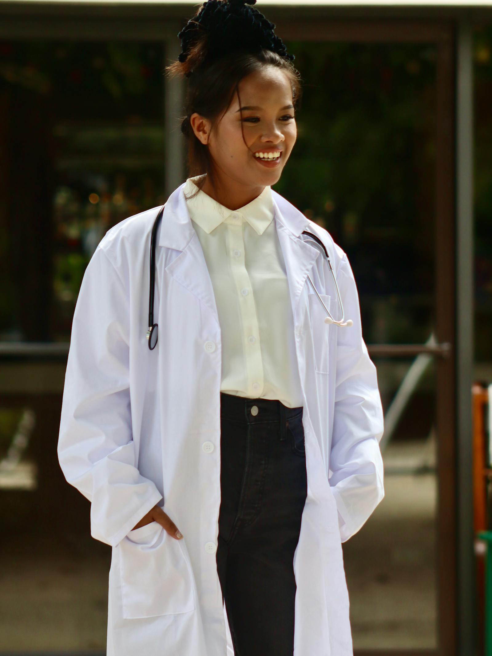 Filipino Doctor Photos, Download The BEST Free Filipino Doctor Stock ...