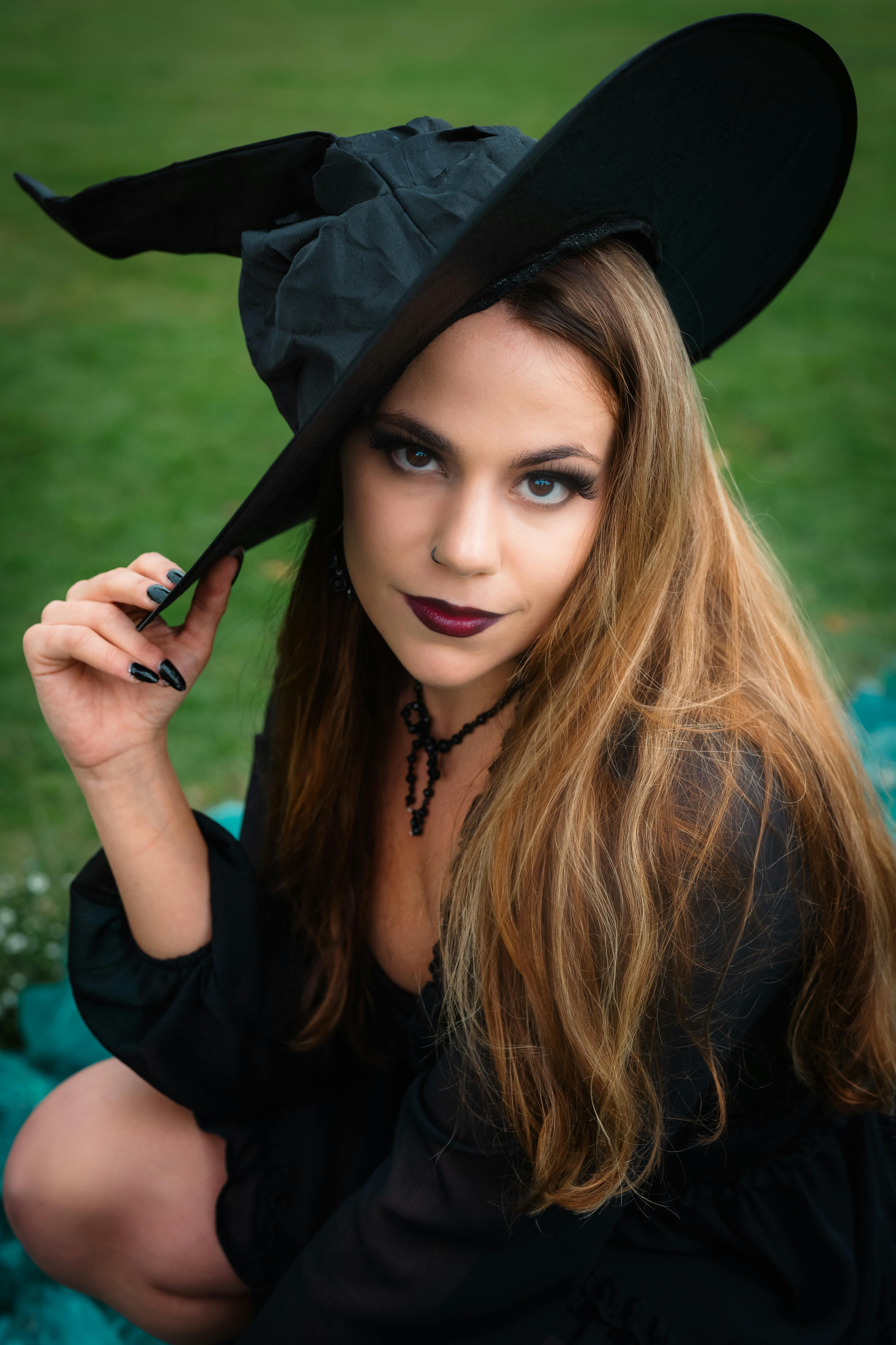 Witch Pictures Photos, Download The BEST Free Witch Pictures Stock ...
