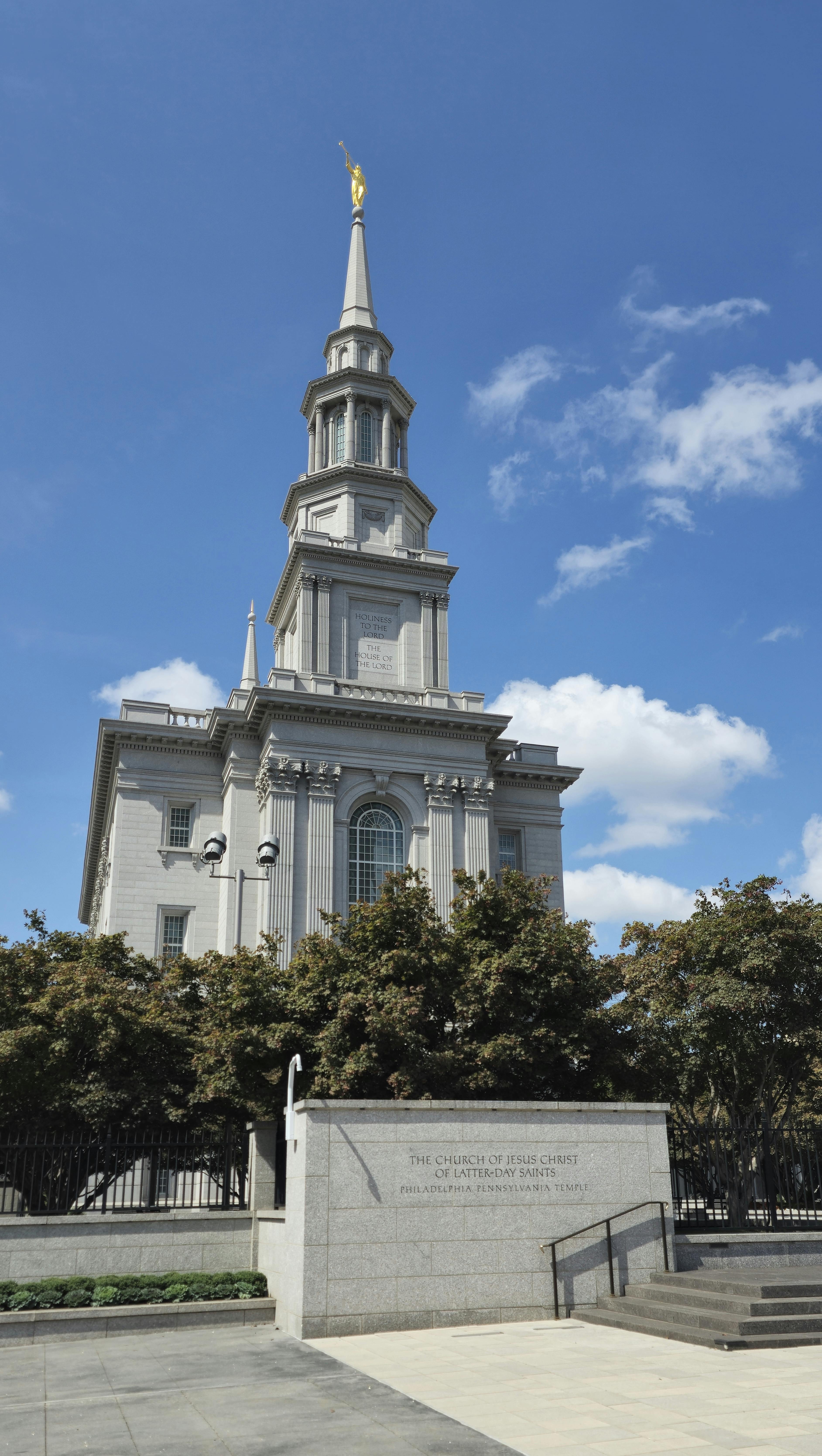 Philadelphia Temple of The Church of Jesus Christ · Free Stock Photo