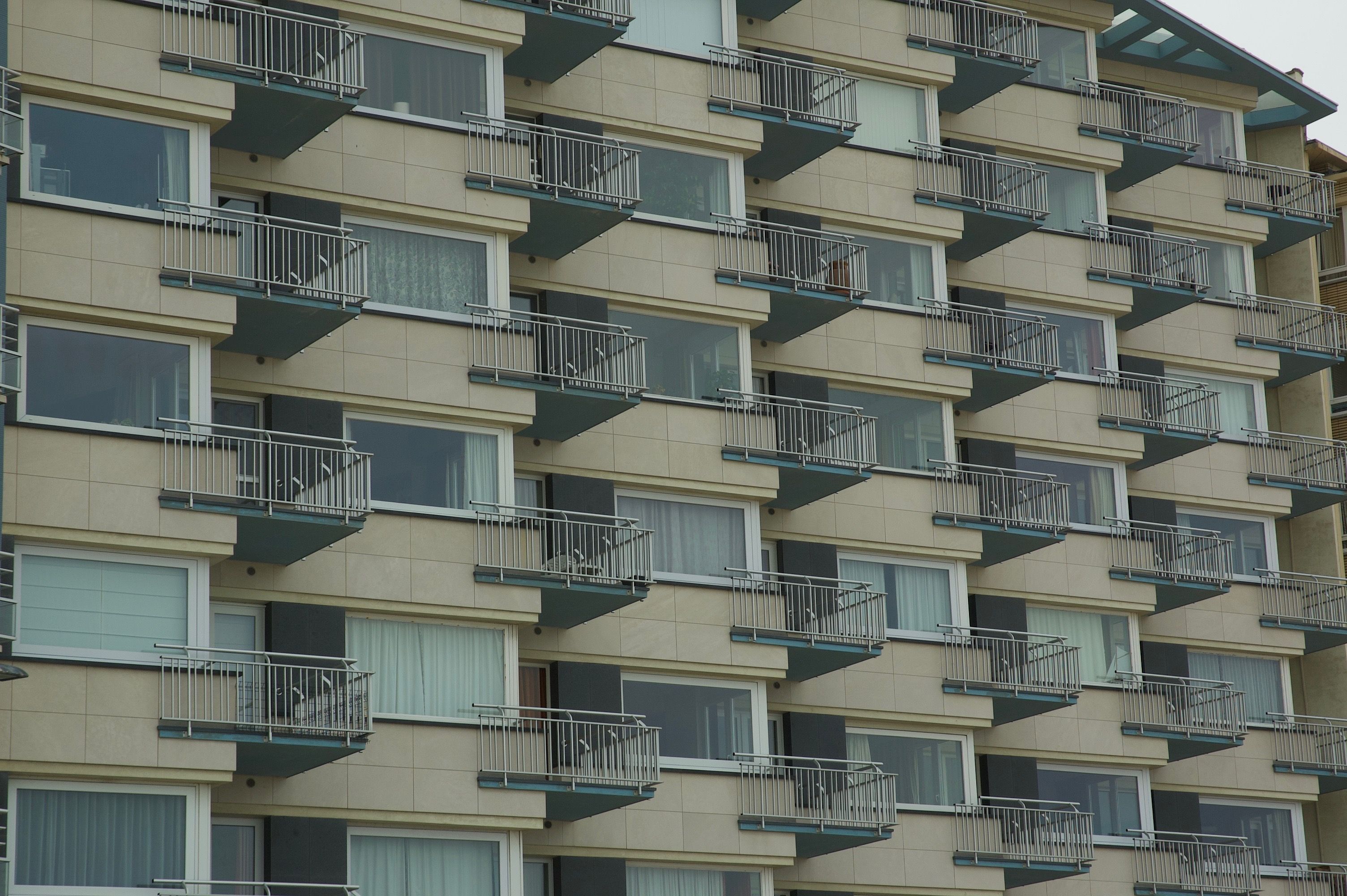 Photo of Concrete Building · Free Stock Photo