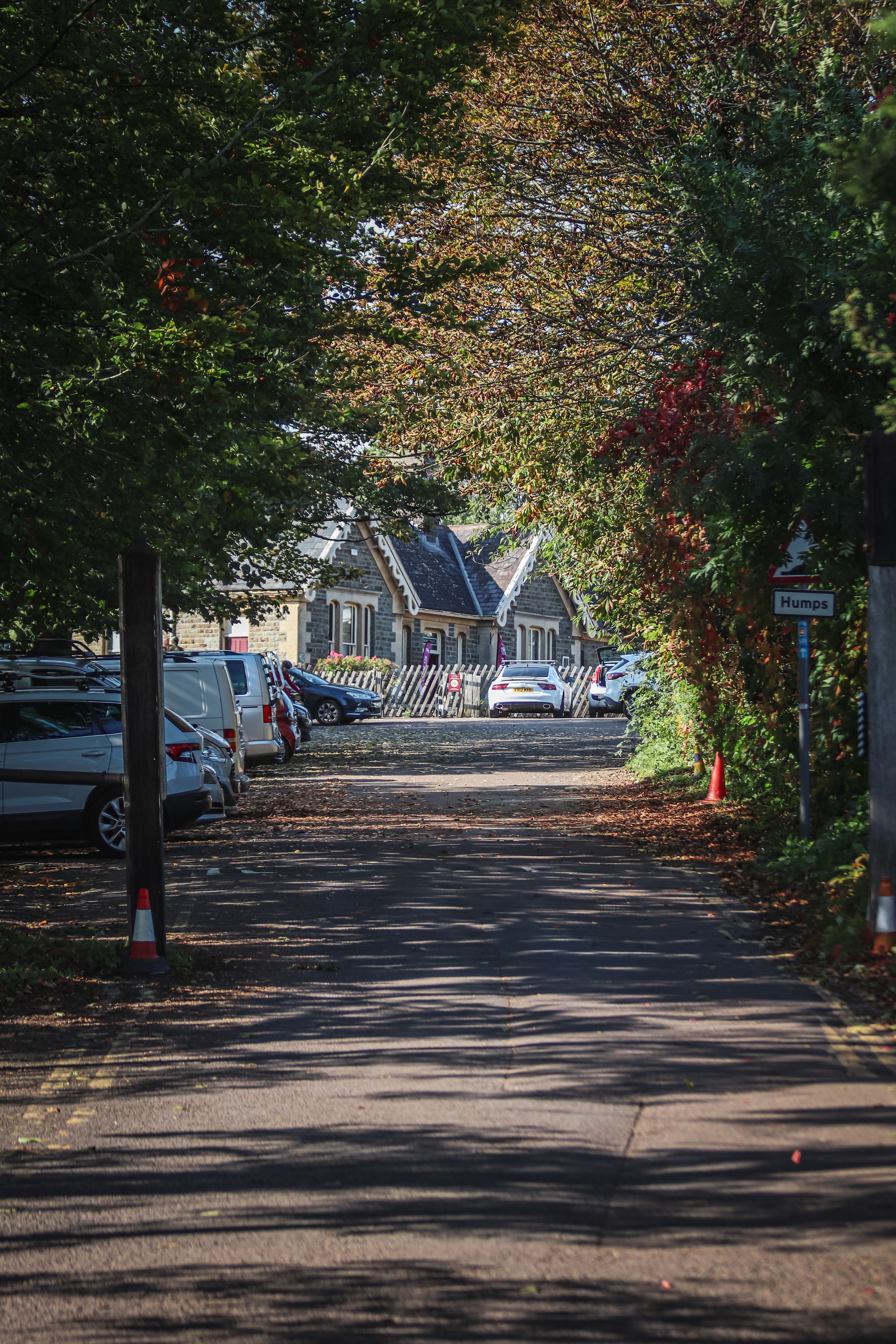 Quaint Street Scene in Bitton, England · Free Stock Photo
