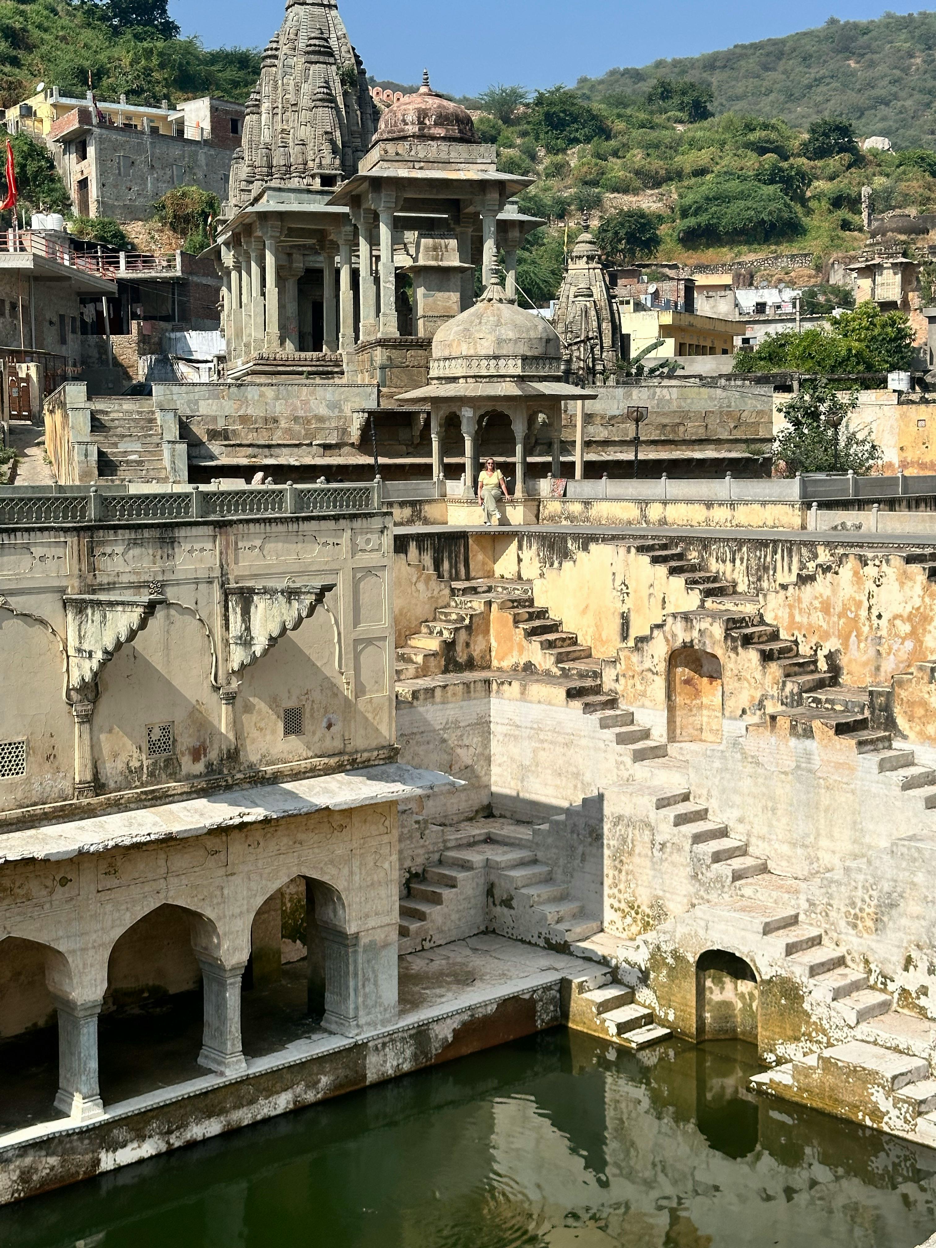 Pozo Escalonado Indio Histórico Con Arquitectura Antigua · Foto de ...