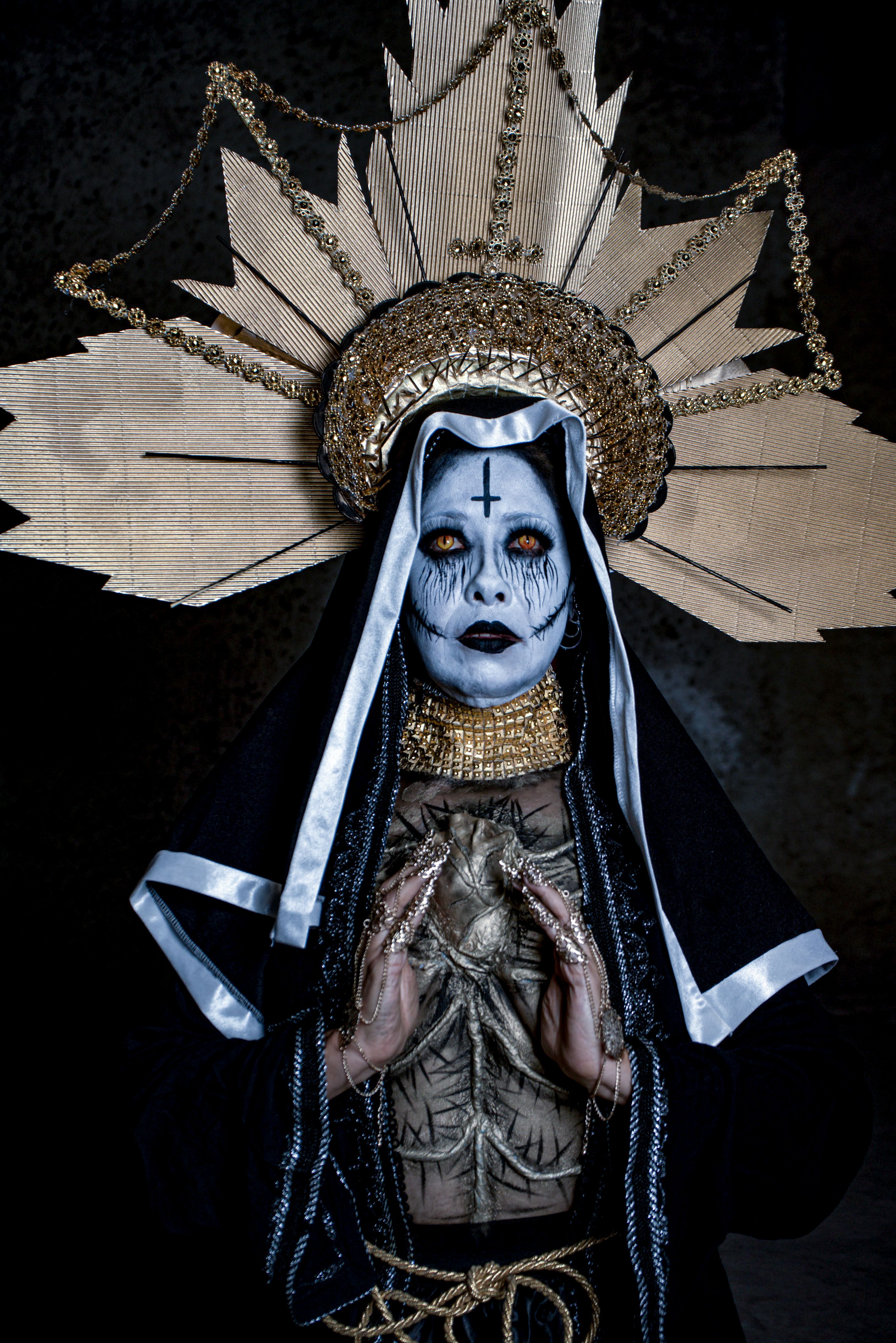 Artistic Costume and Makeup Portrait with Dramatic Lighting · Free ...