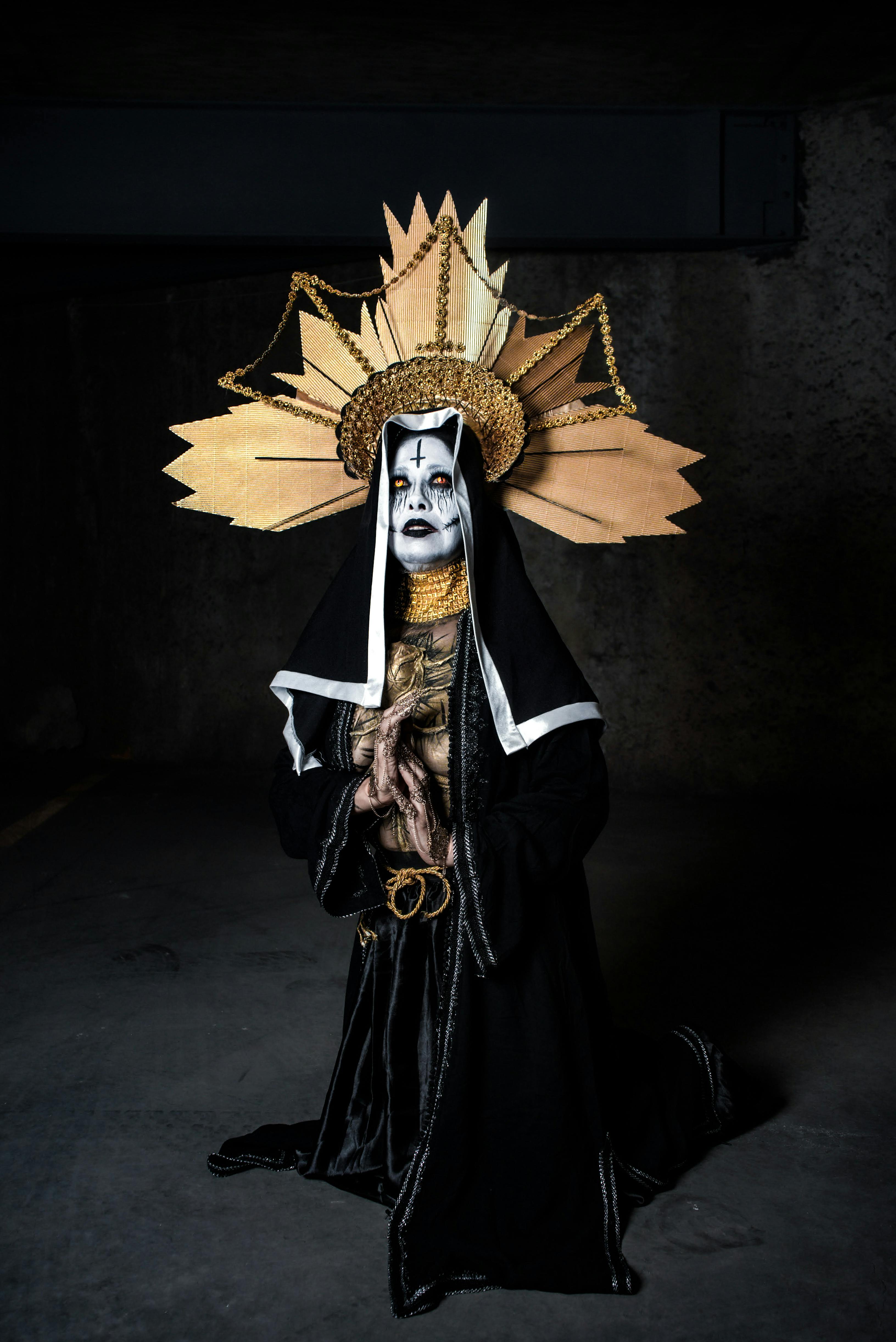 Dramatic Gothic Costume Portrait with Headpiece · Free Stock Photo