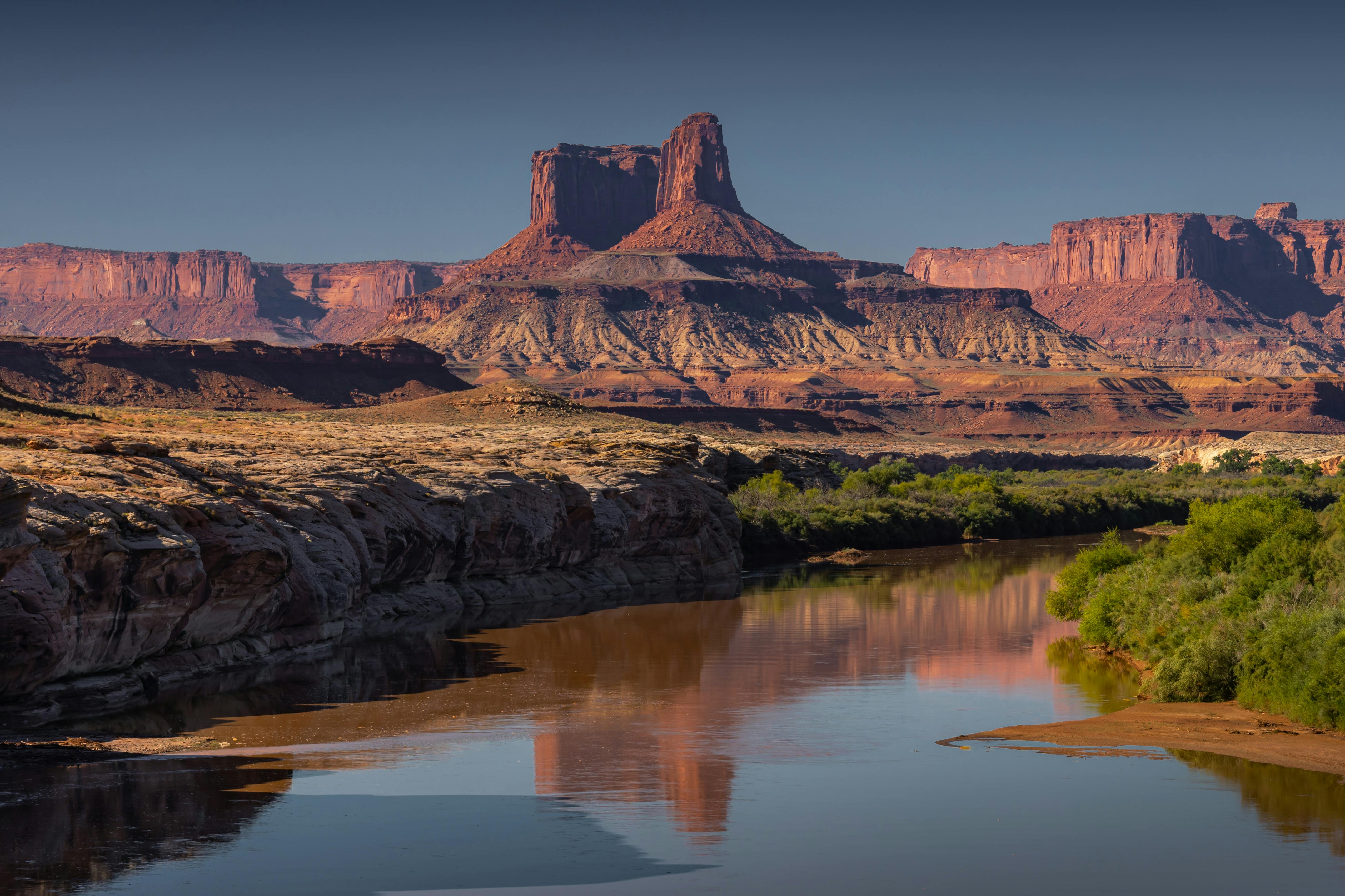 Majestic Canyonlands Landscape at Sunrise · Free Stock Photo