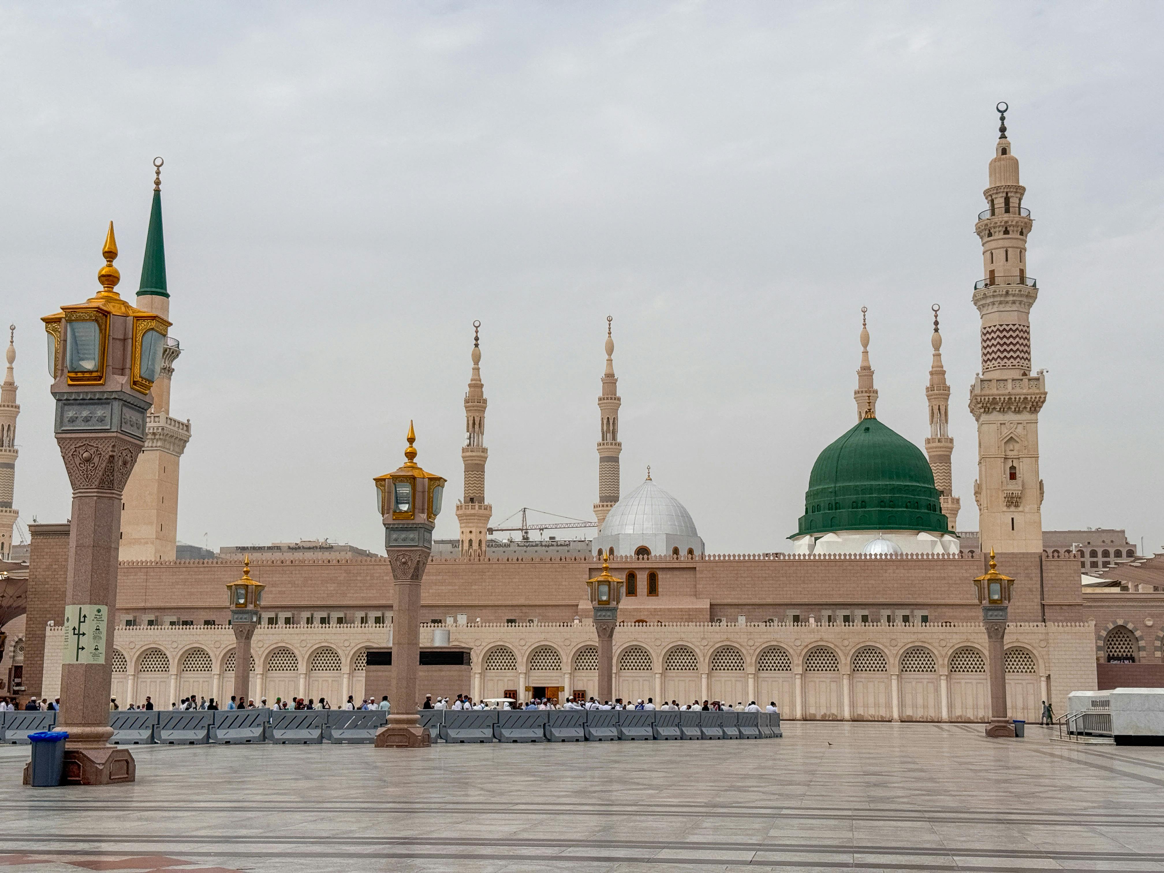 Prophet Mosque in Medina in Saudi Arabia · Free Stock Photo
