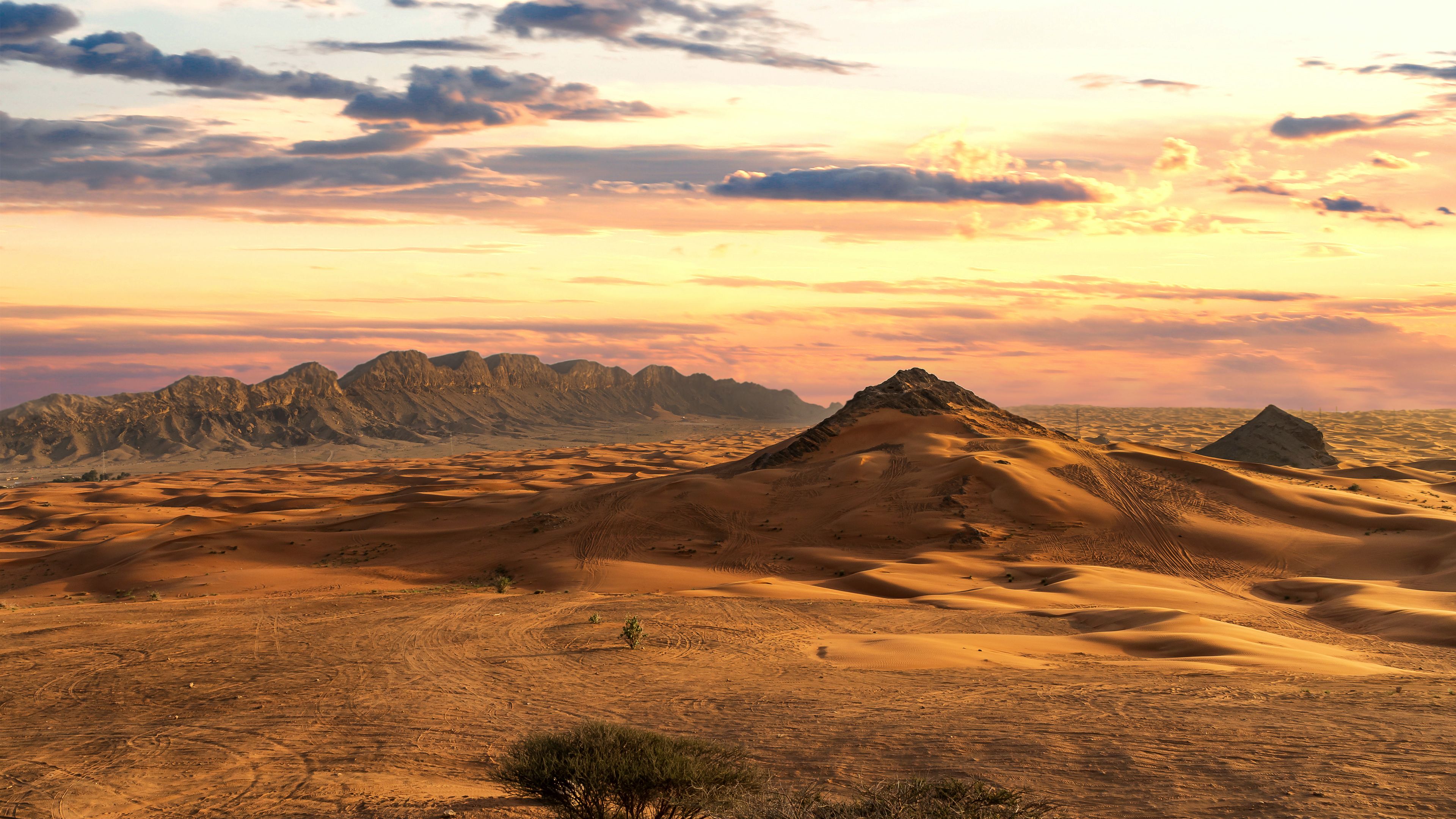 Stunning Desert Landscape at Sunset · Free Stock Photo