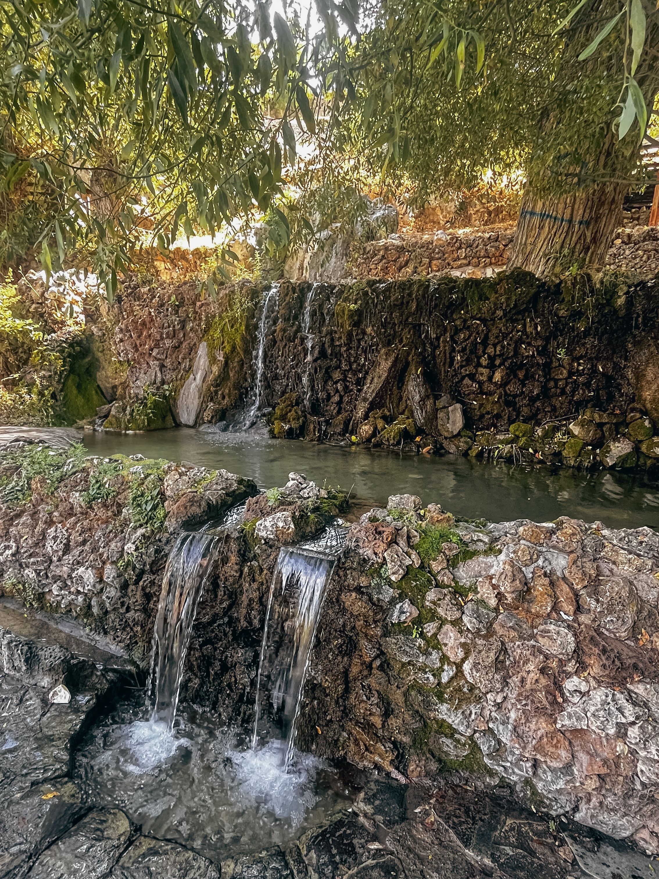 Serene Waterfall in Gürün, Sivas, Türkiye · Free Stock Photo