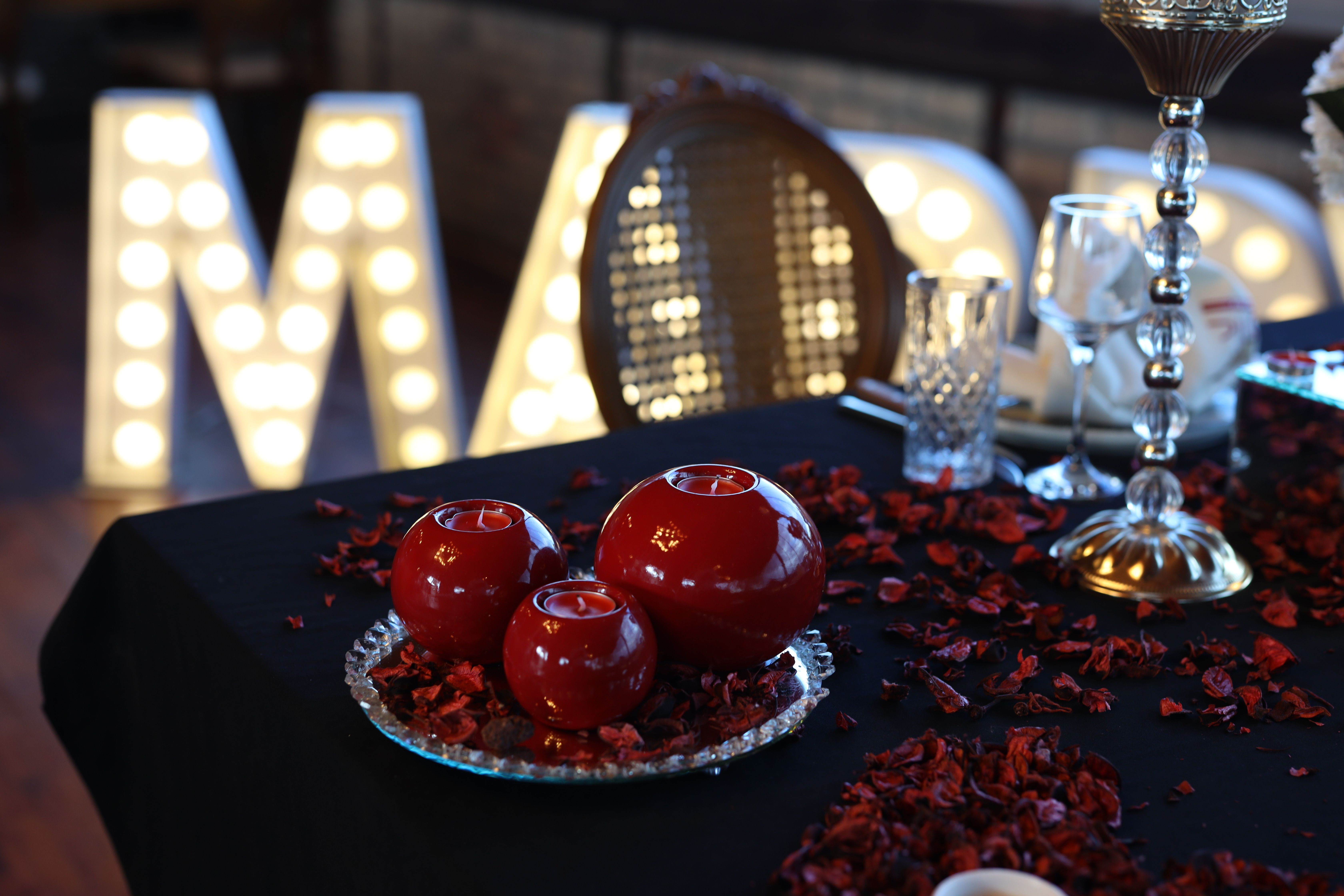 Elegant Candlelit Table Setup for Special Event · Free Stock Photo