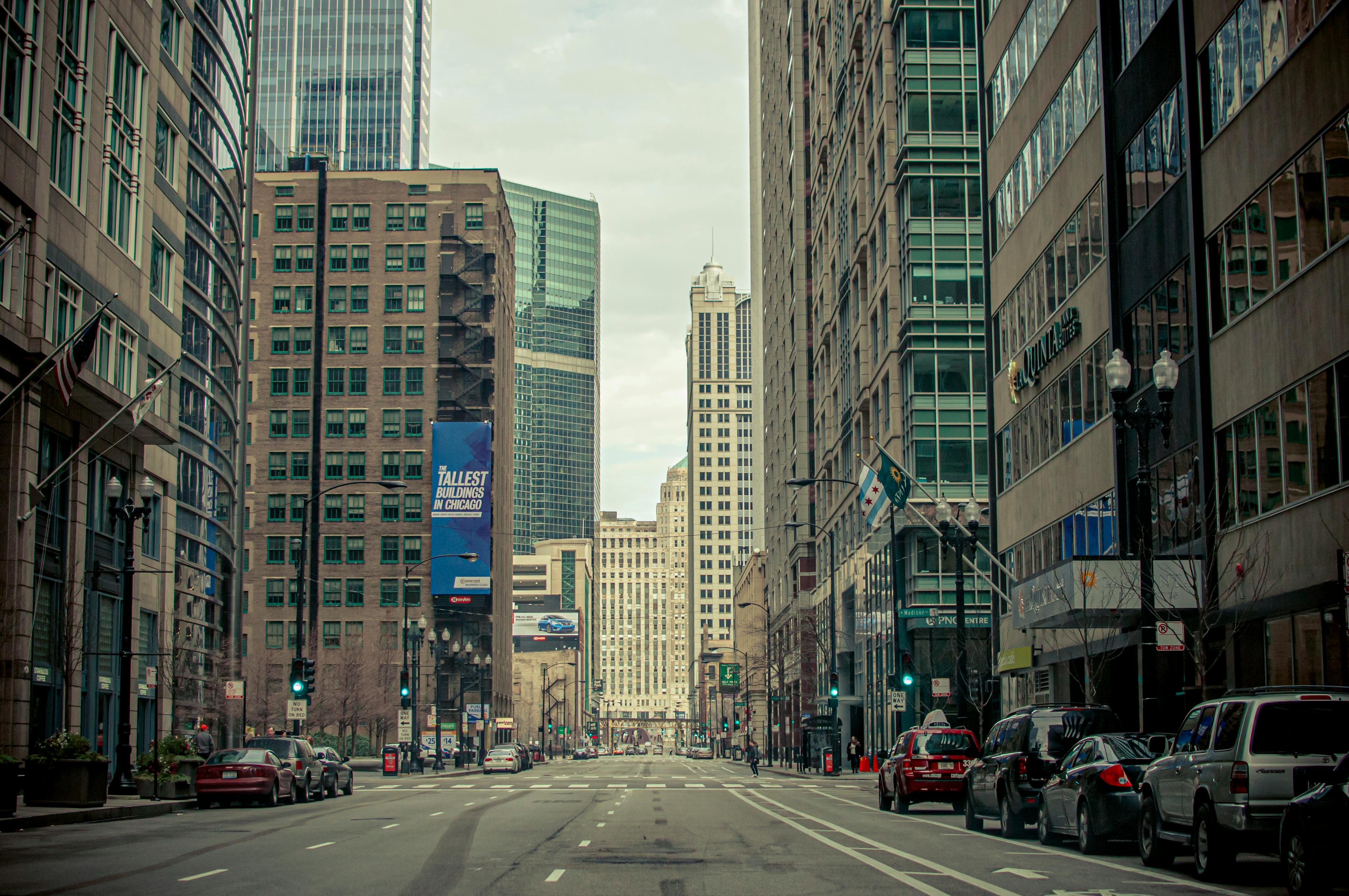 Downtown Chicago Street with Skyscrapers · Free Stock Photo