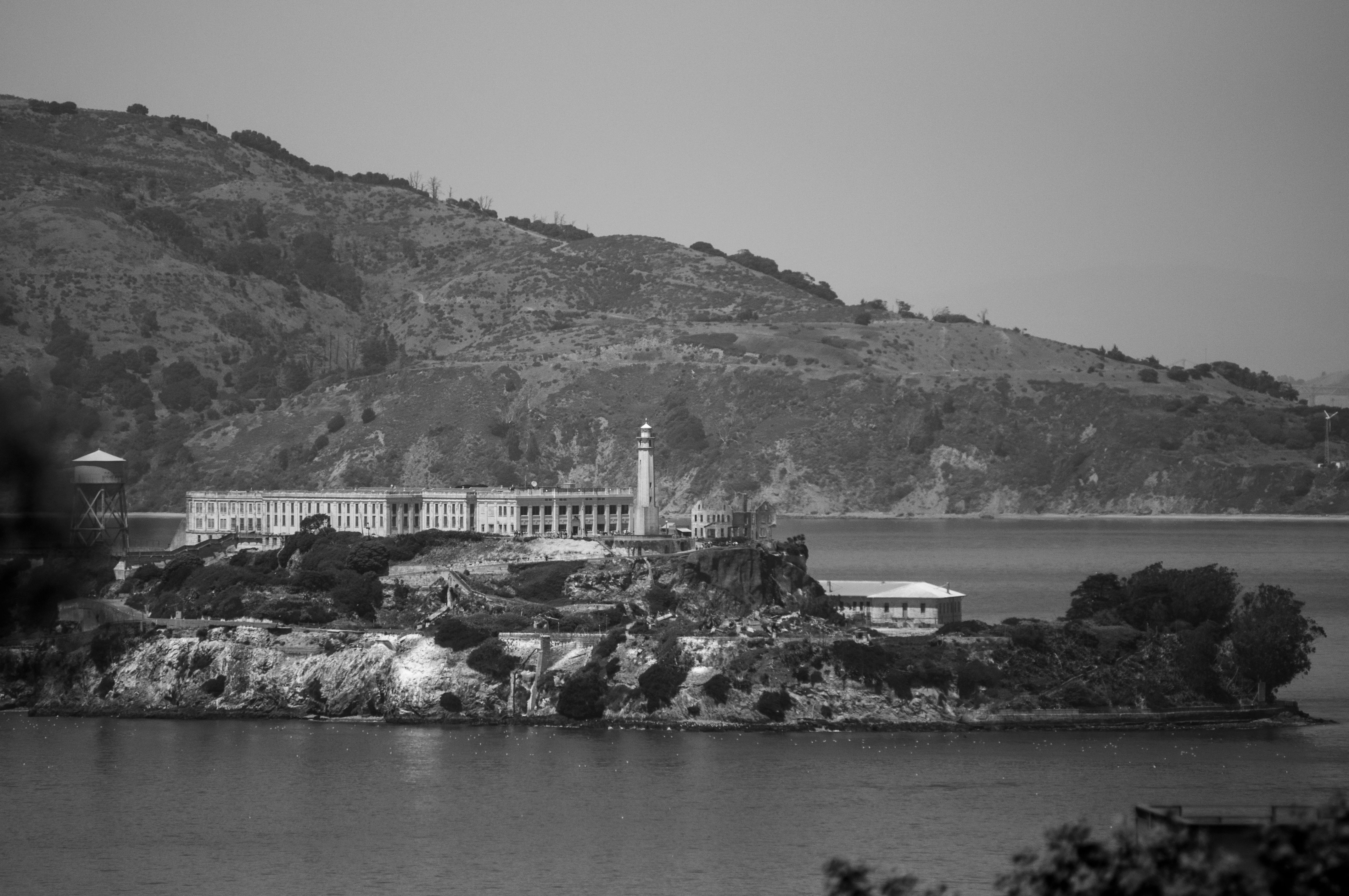 Black and White View of Alcatraz Island · Free Stock Photo