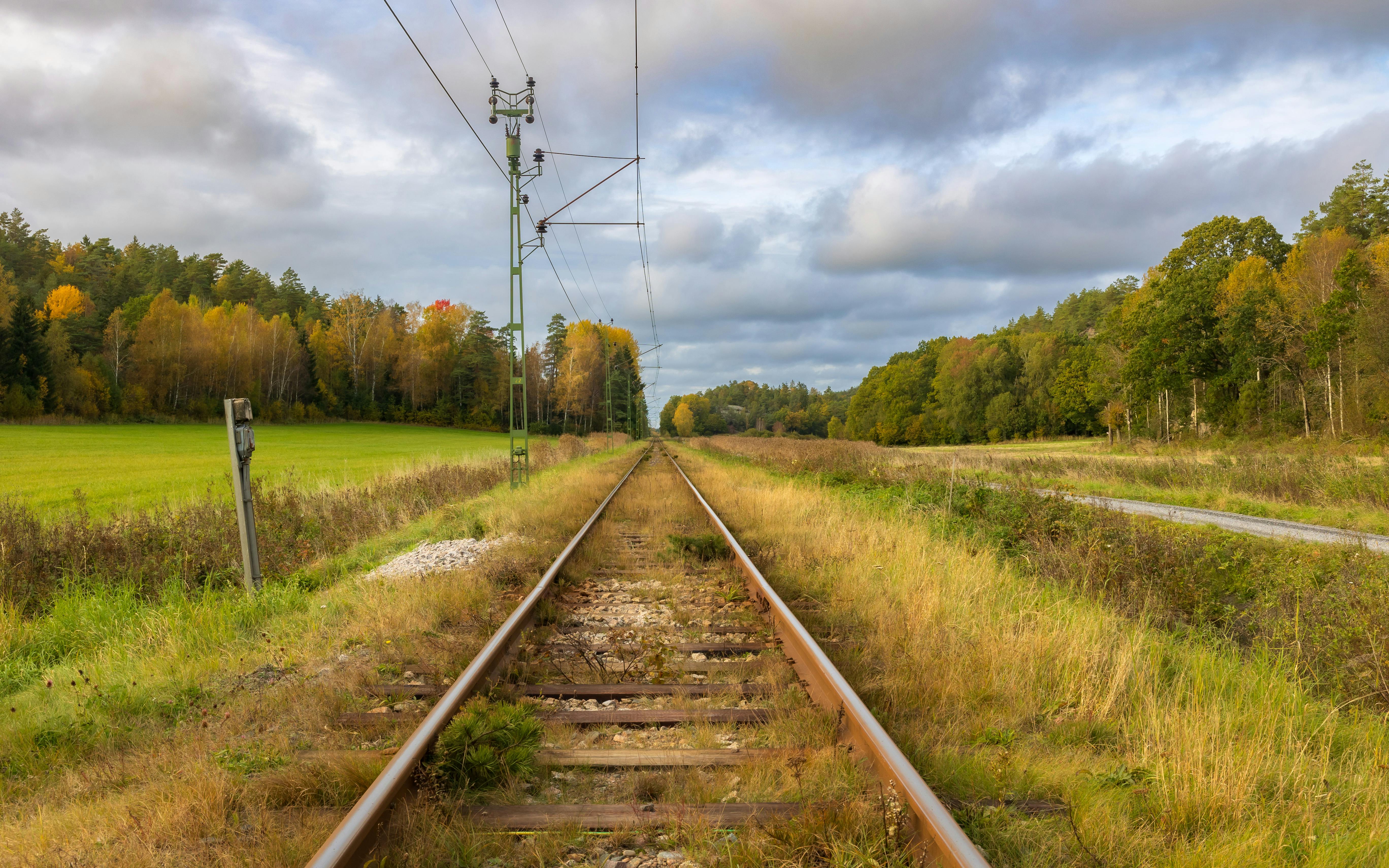 Autumn Railway Track in Västra Götaland · Free Stock Photo