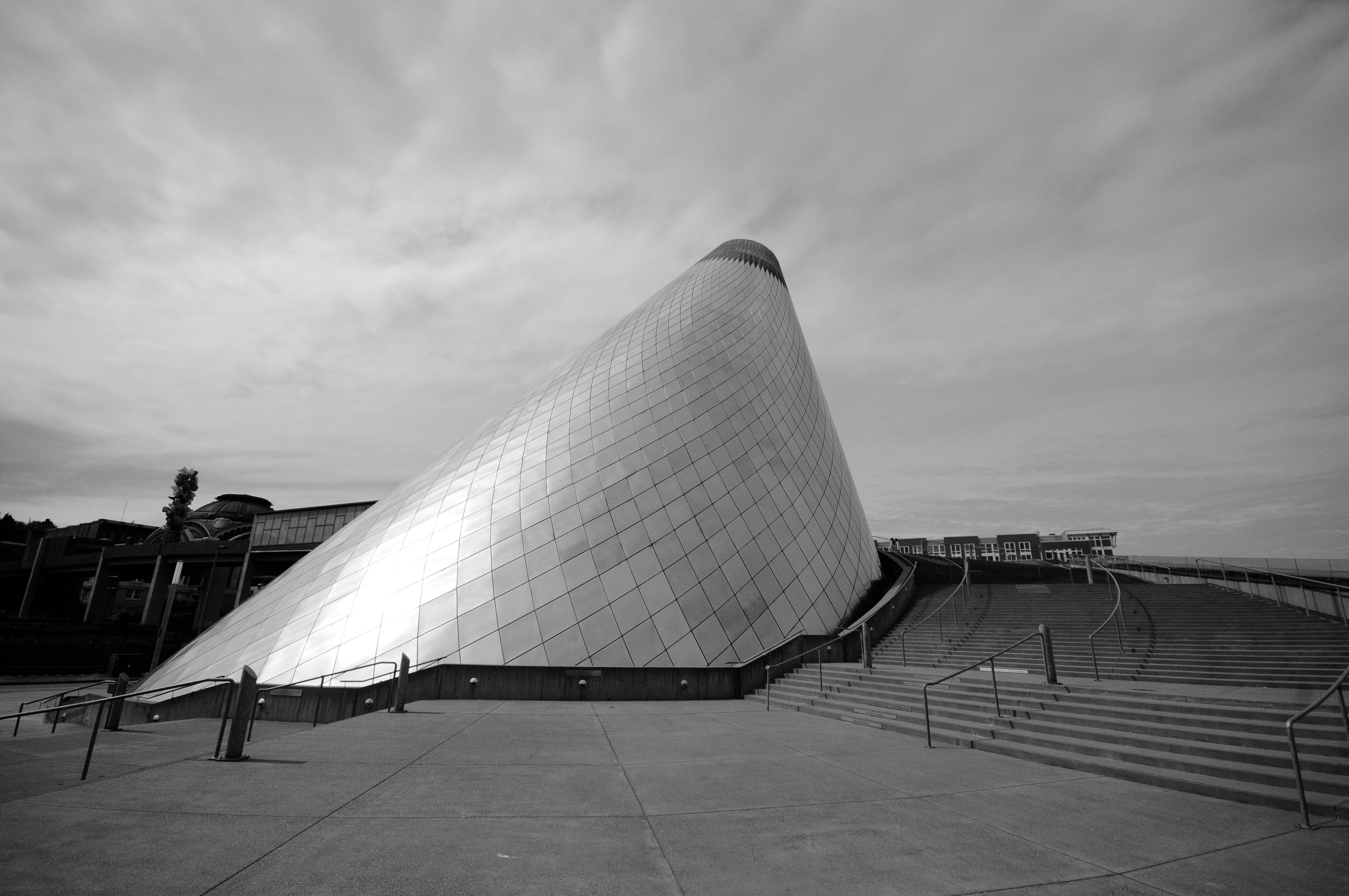 Futuristic Architecture of Museum Building · Free Stock Photo