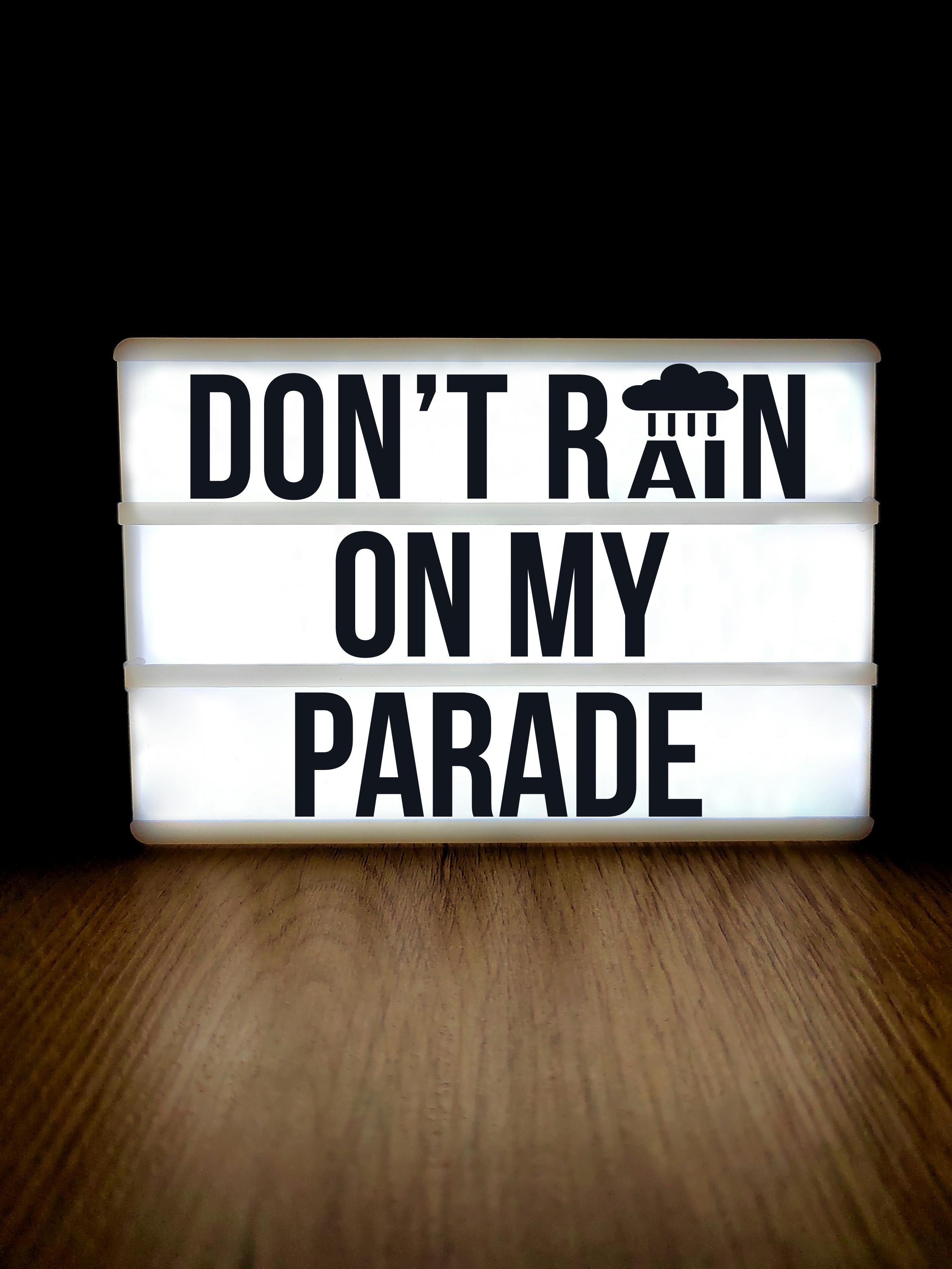 Inspirational Lightbox Sign with Motivational Quote · Free Stock Photo