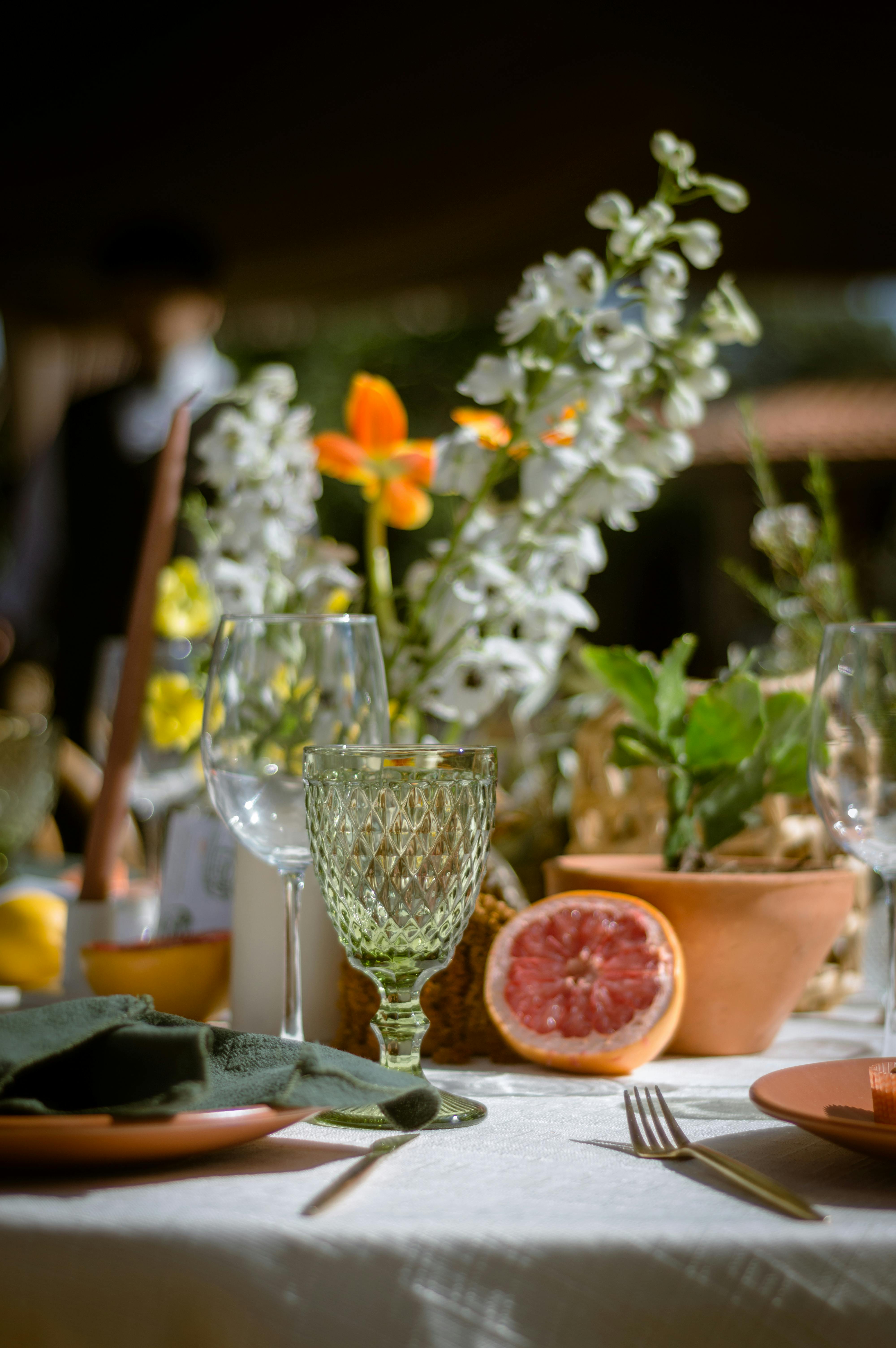 Elegant Spring Outdoor Table Setting with Citrus · Free Stock Photo
