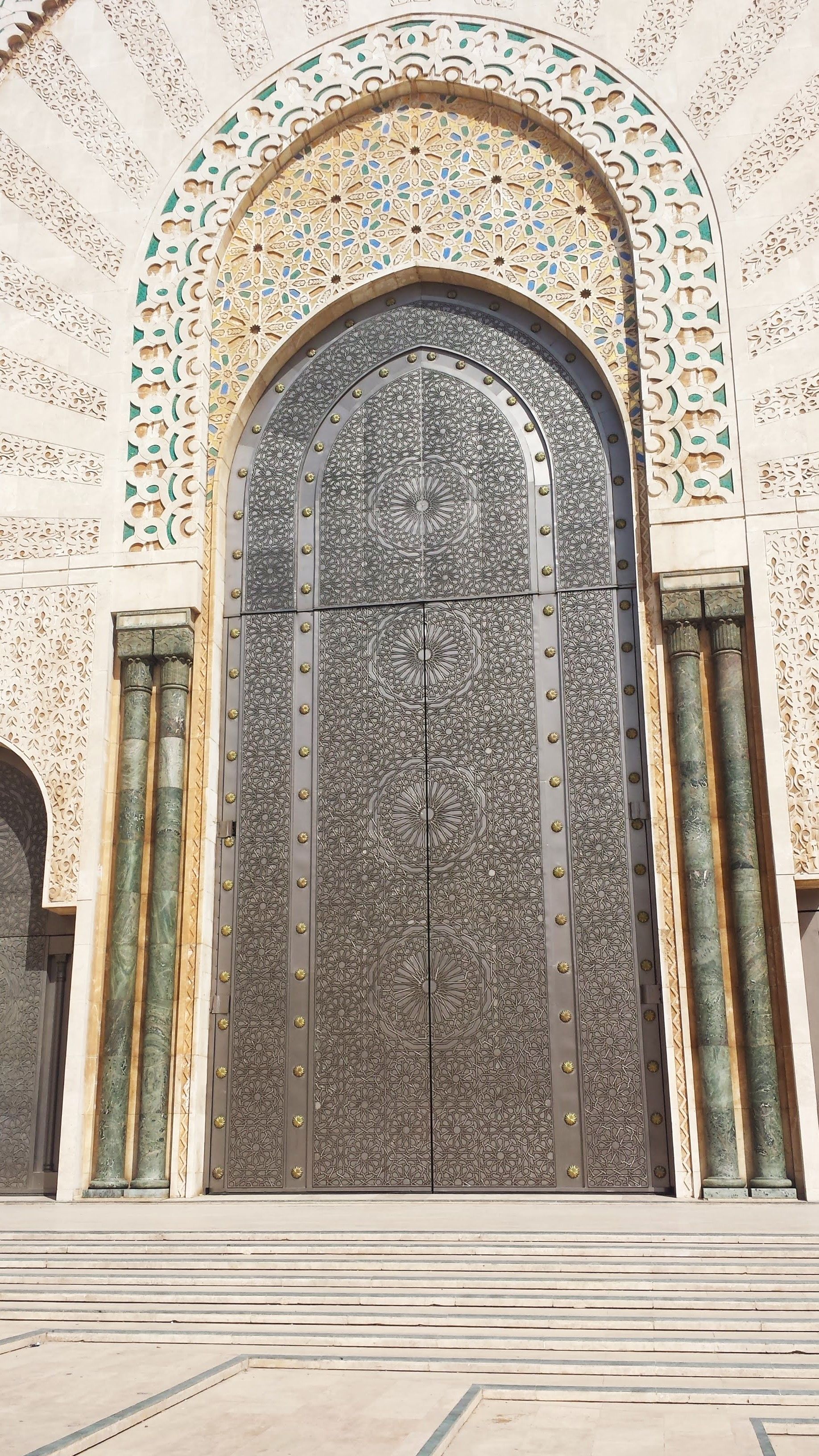 Majestic Moroccan Mosque Doorway · Free Stock Photo