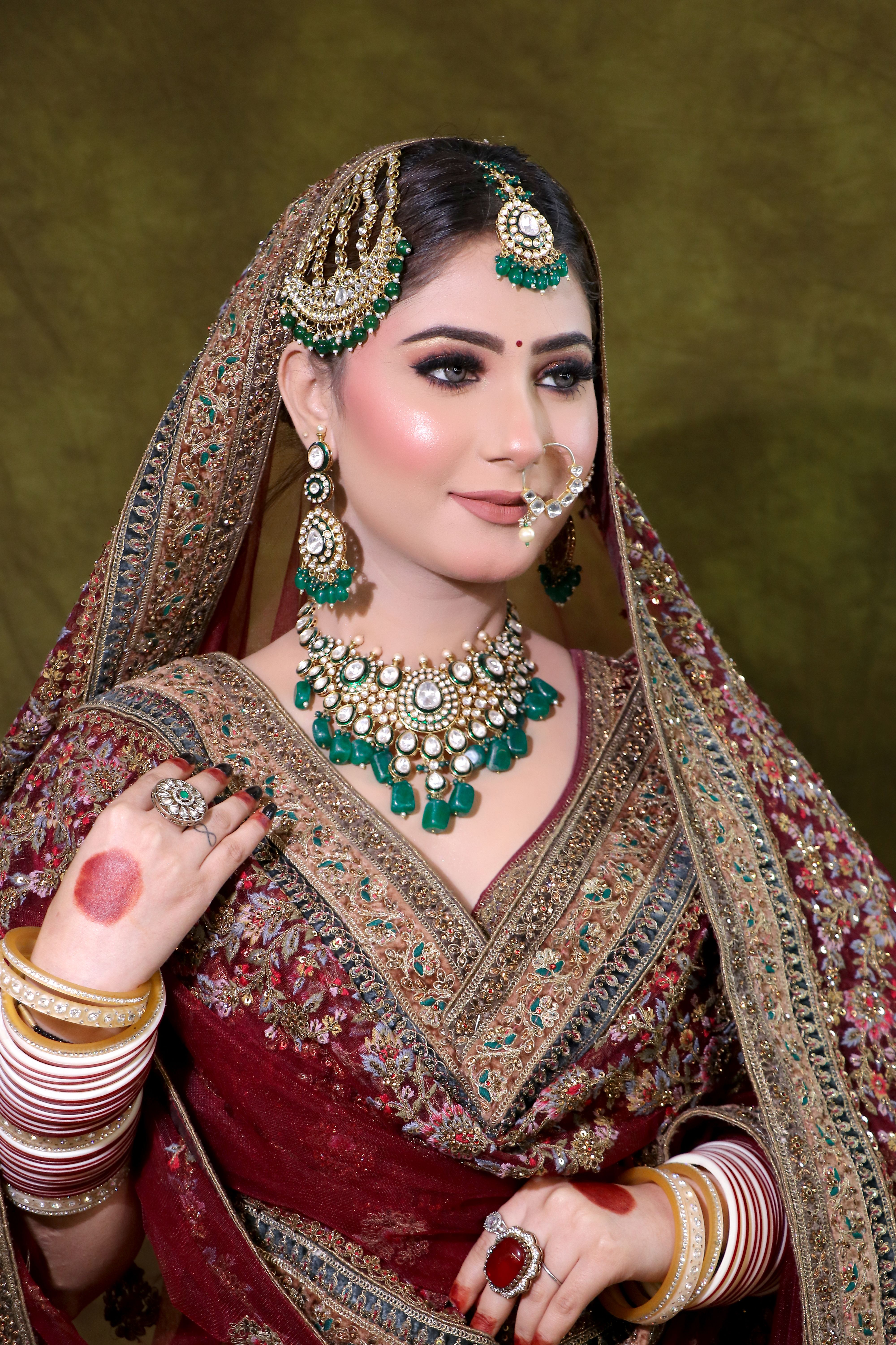Traditional Bride in Elegant Bridal Jewelry · Free Stock Photo