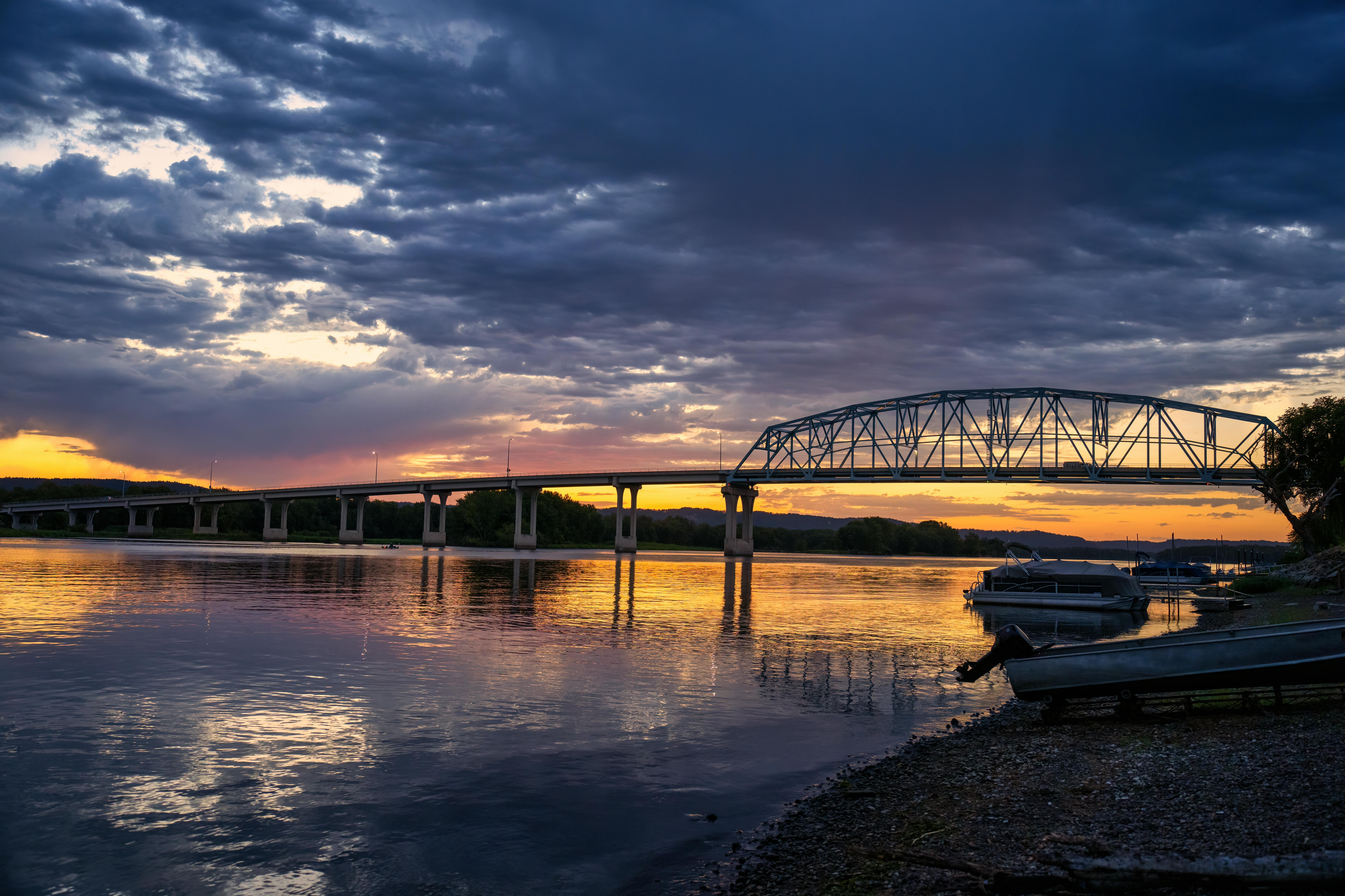 Scenic Bridge at Sunset in Wabasha, Minnesota · Free Stock Photo