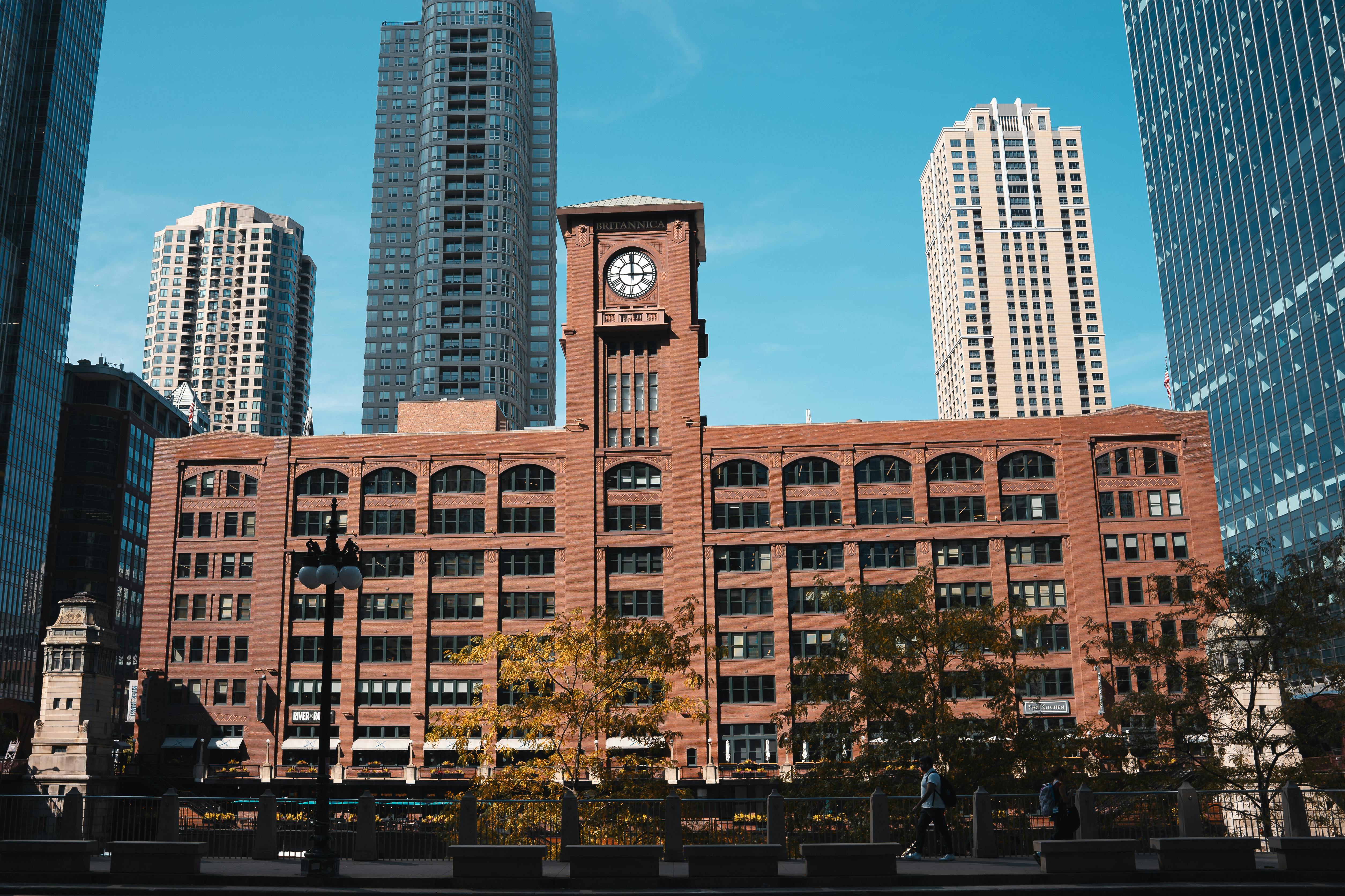 Historic Britannica Building in Downtown Chicago · Free Stock Photo