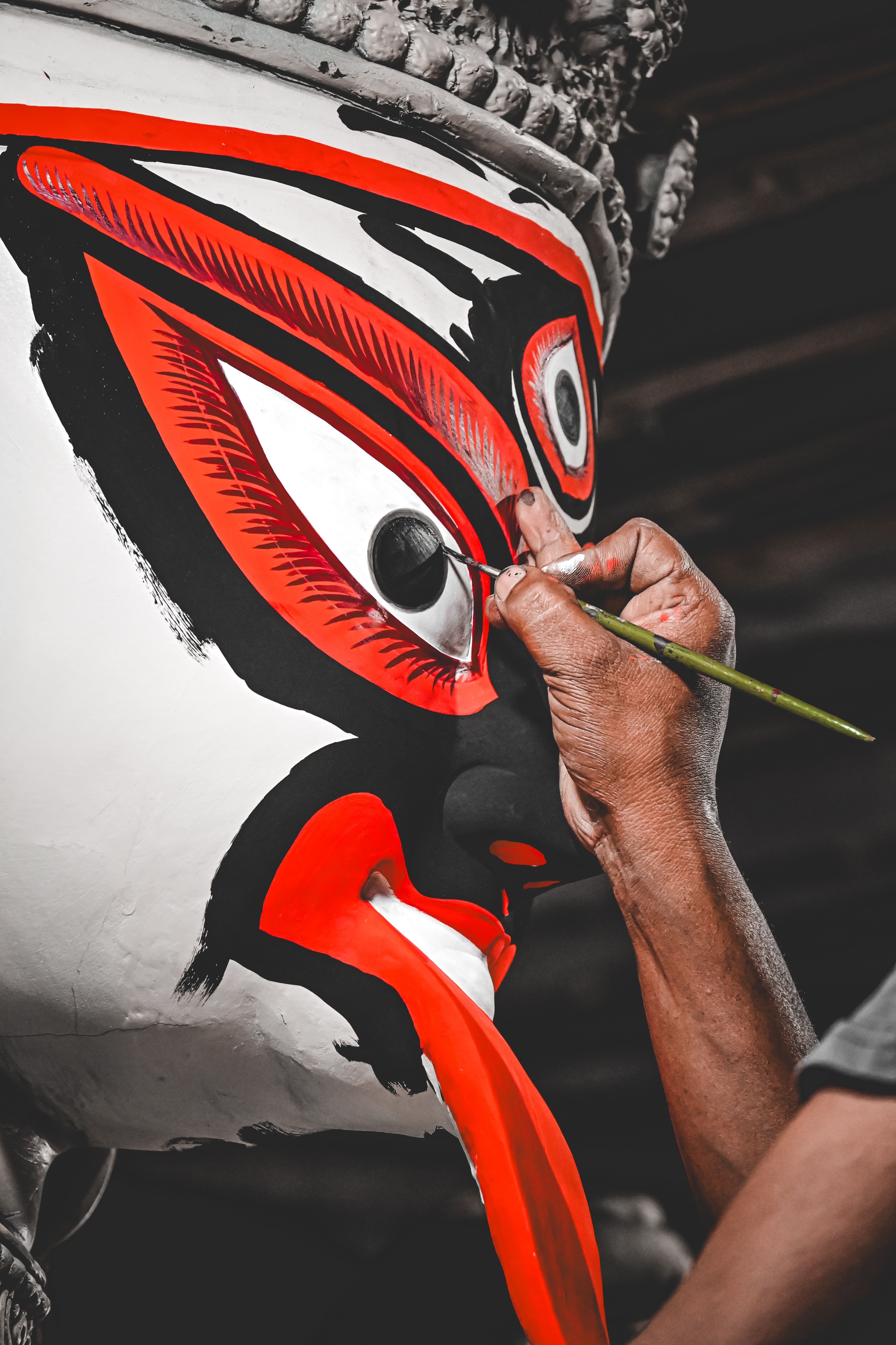 Artist Painting Traditional Goddess Idol in Kolkata · Free Stock Photo